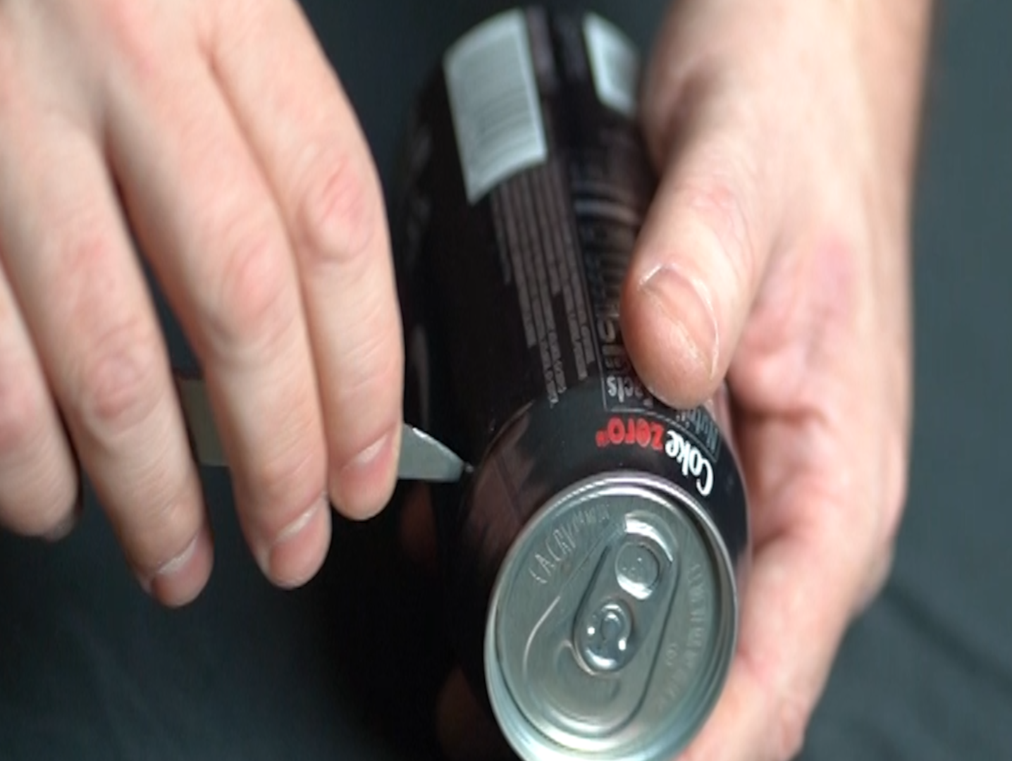 Aluminoid Spinning Top From Soda Can Bottom : 5 Steps - Instructables