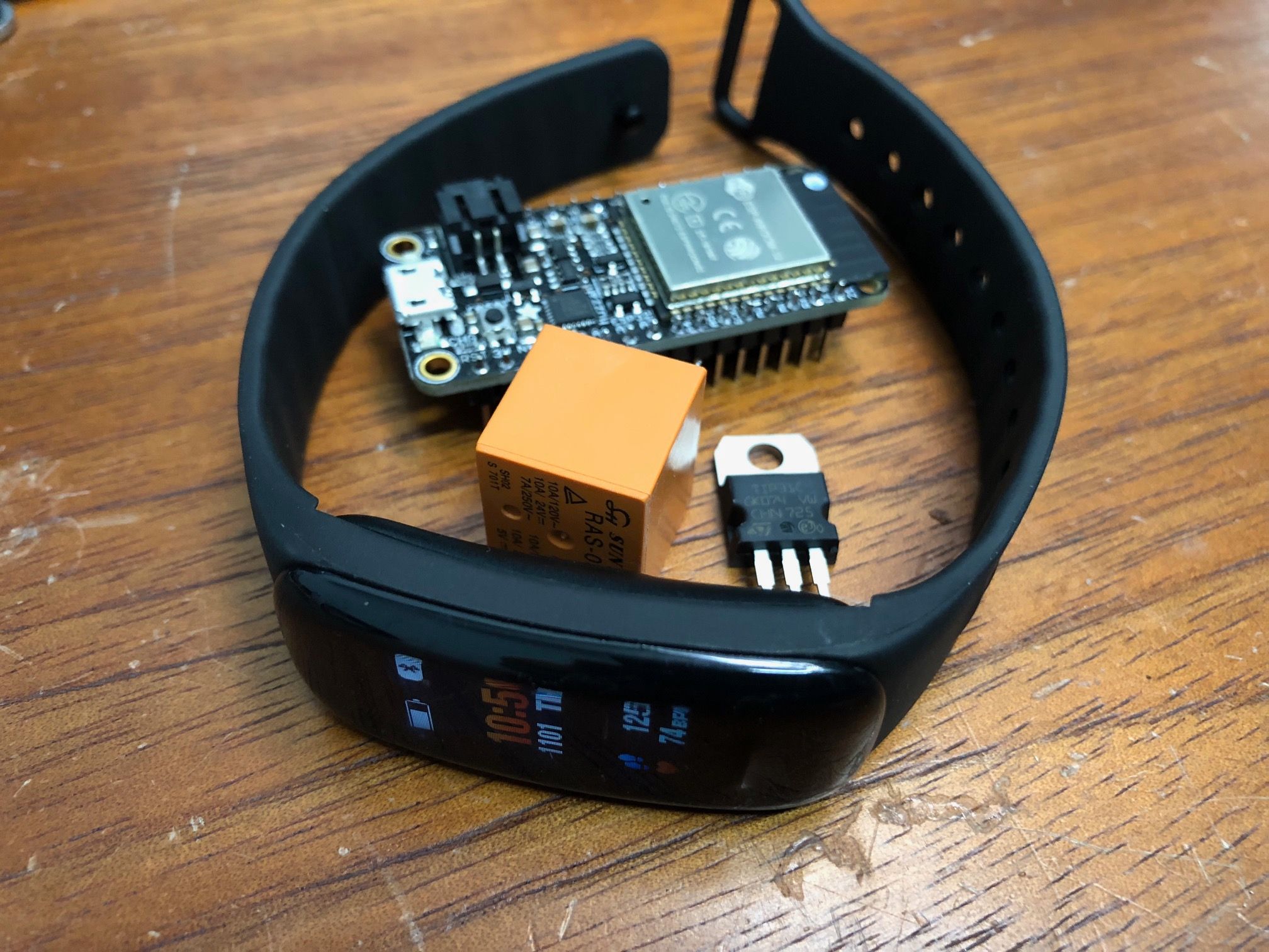 The Ultimate BLE Presence Detector : 5 Steps - Instructables