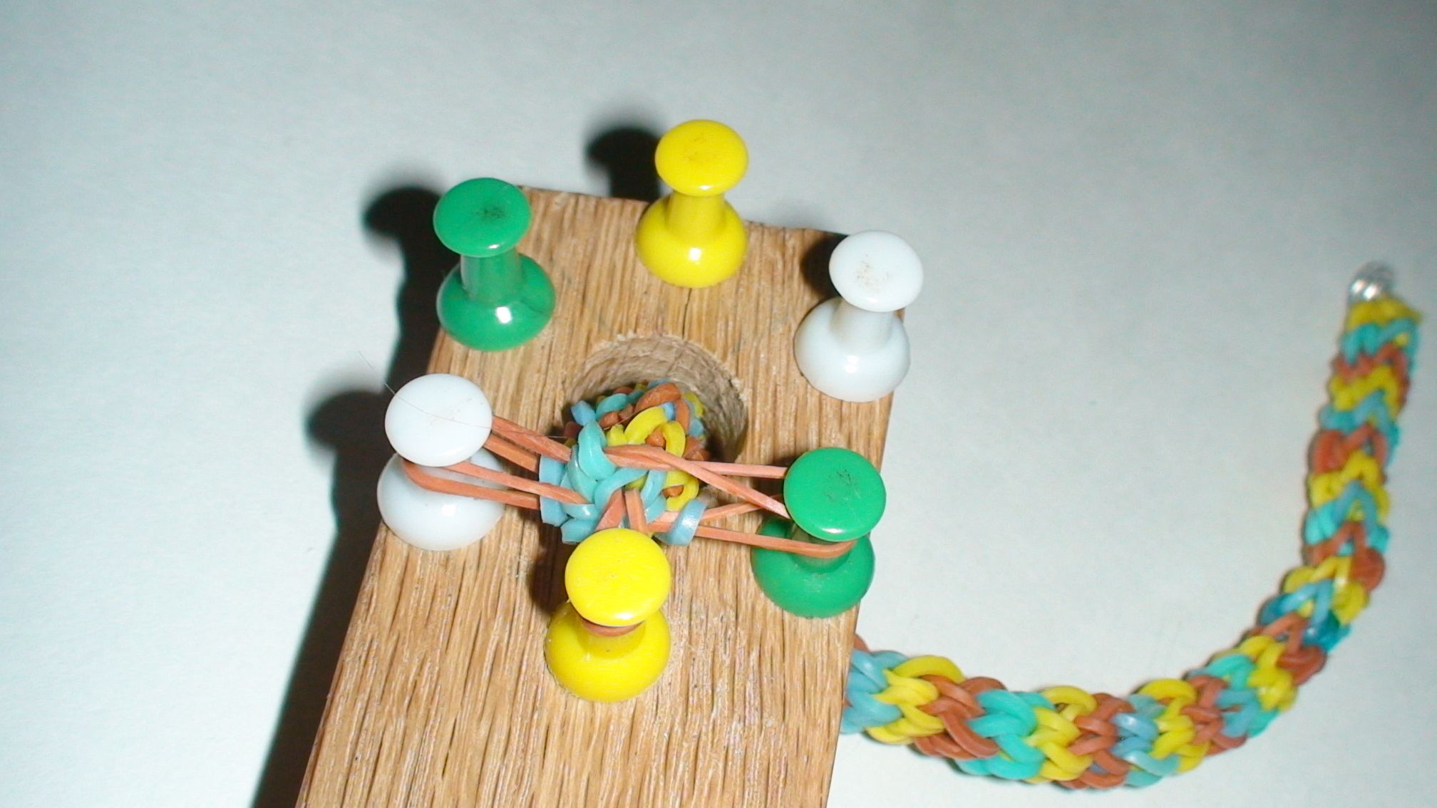 Easy to Make Rubber Band Loom and Bracelet : 9 Steps (with Pictures ...