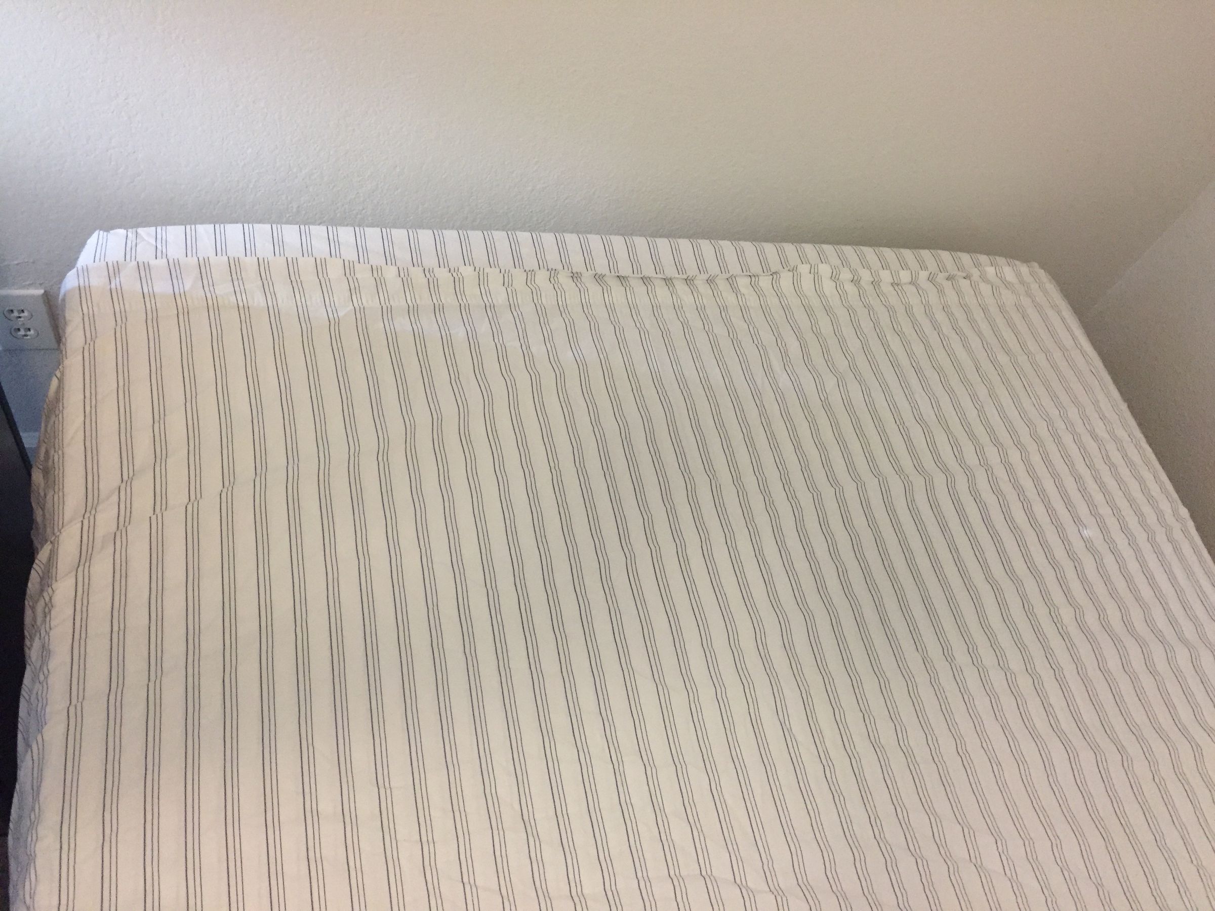How to Make Your Bed : 8 Steps (with Pictures) - Instructables