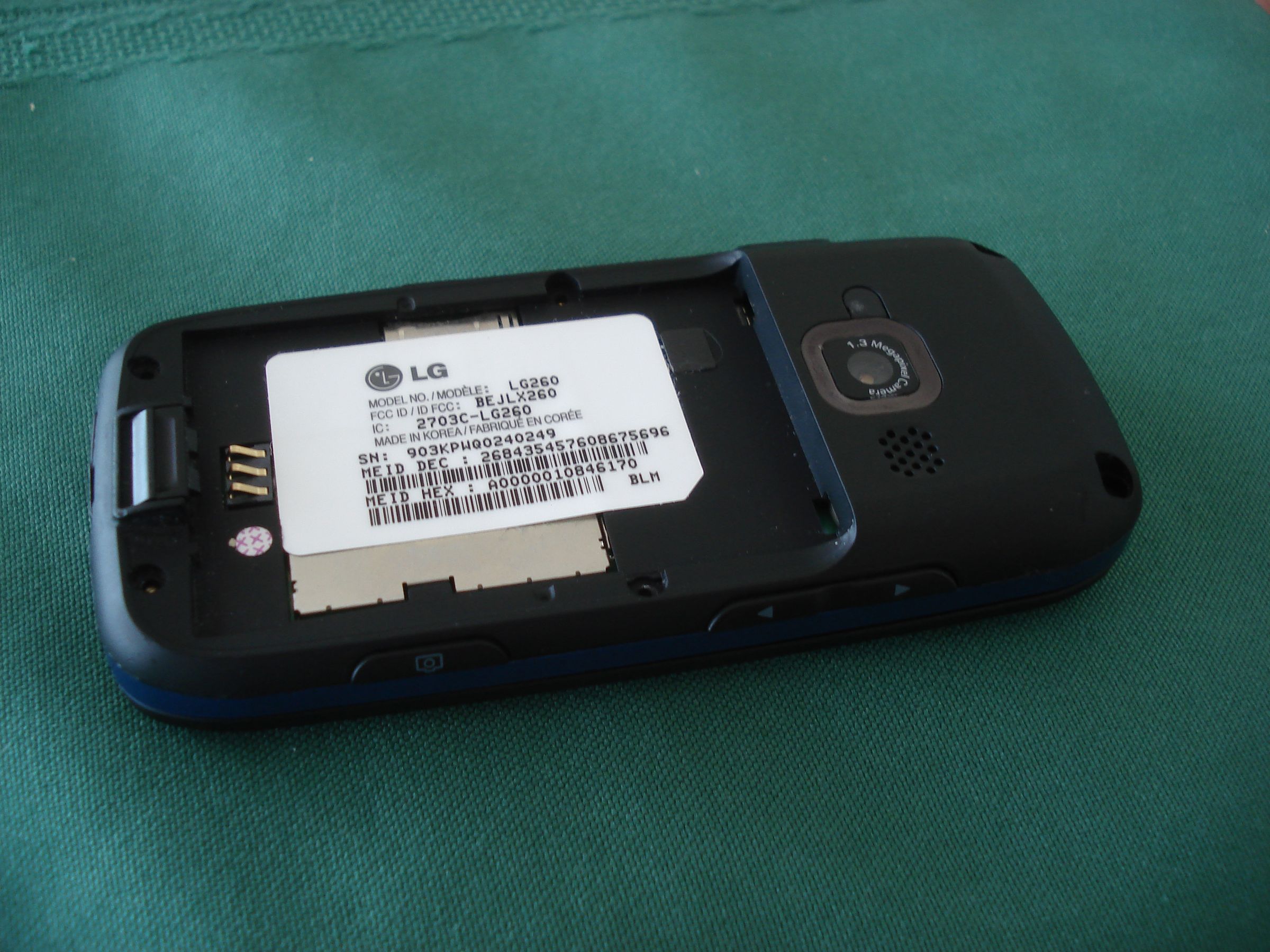 LG Rumor UX260 LCD Replacement : 10 Steps - Instructables