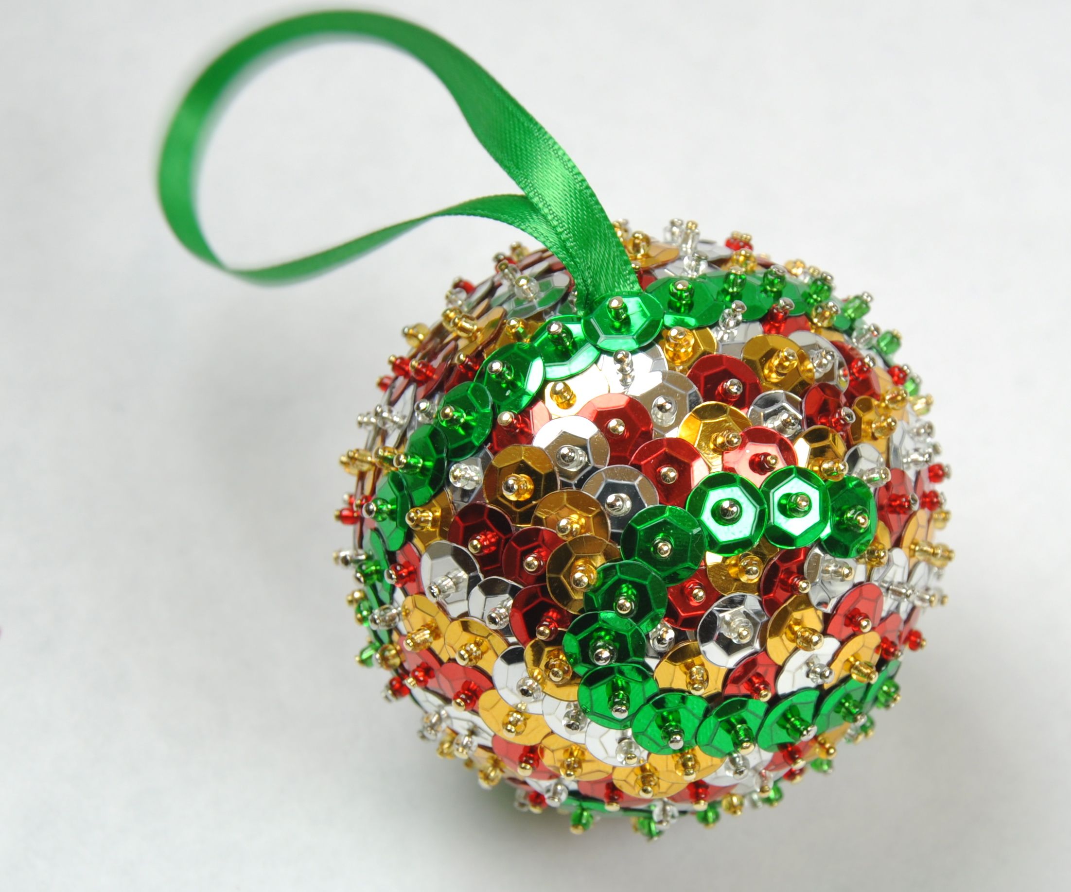 Sequins Ornaments : 7 Steps (with Pictures) - Instructables