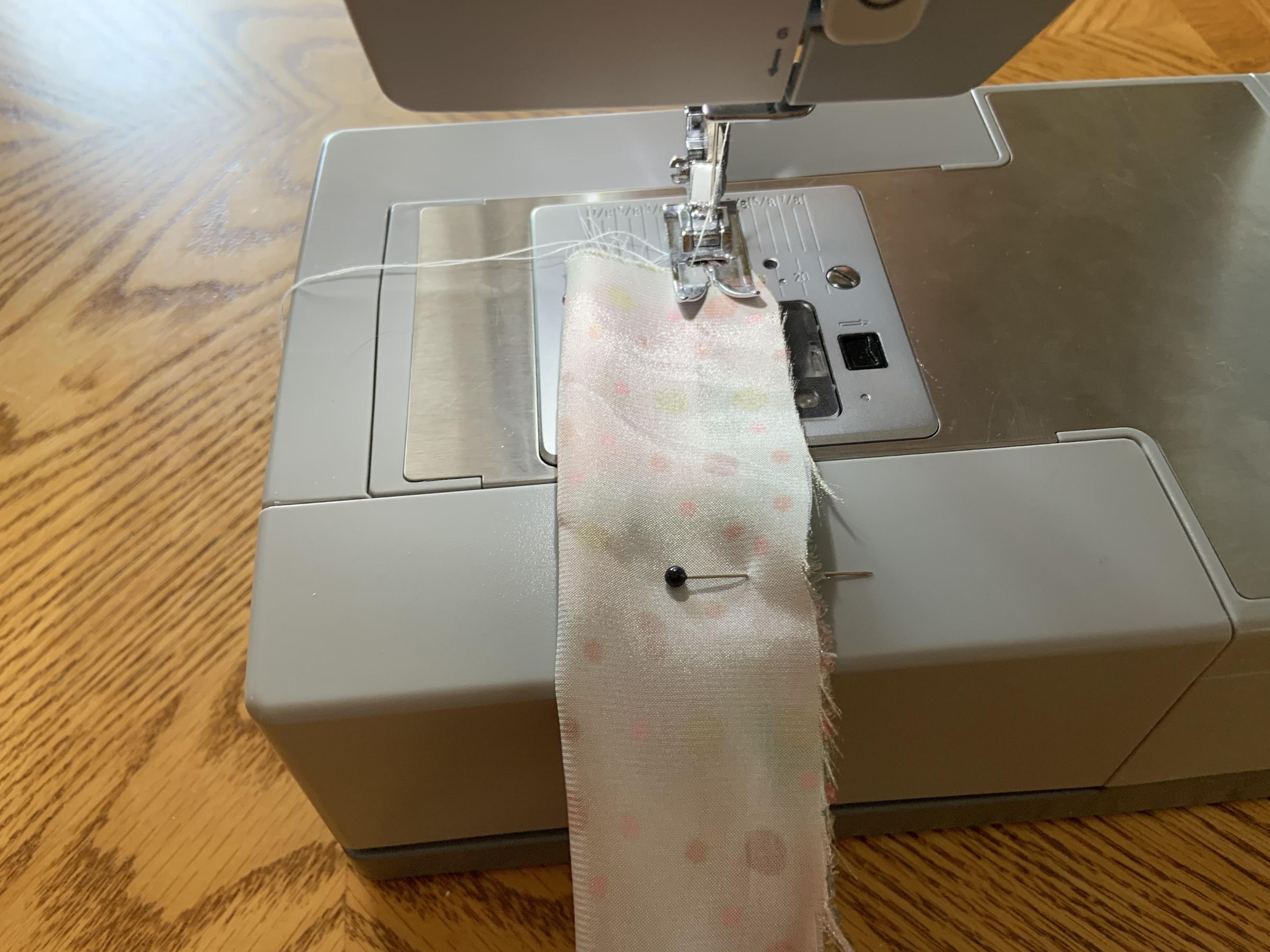 Larger Than Life Scrunchie : 5 Steps (with Pictures) - Instructables