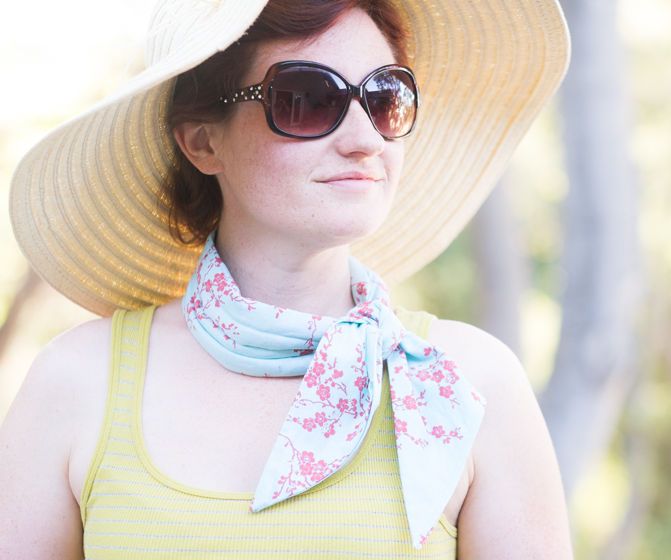 Cooling Scarf: Look Good and Stay Cool : 3 Steps (with Pictures ...