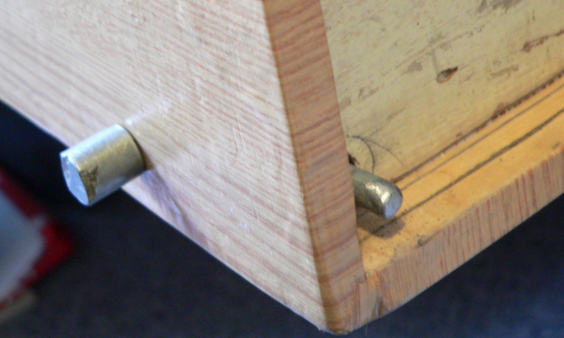 SECRET MAGNETIC LOCK DRAWER : 11 Steps (with Pictures) - Instructables