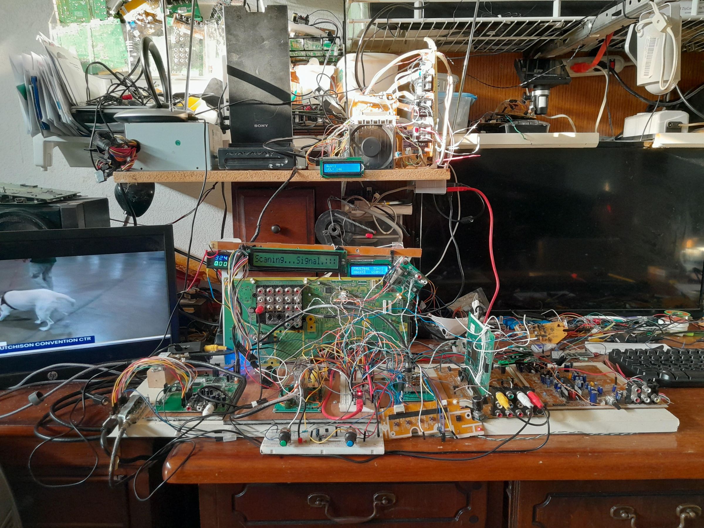 Phase-Locked Loop (PLL) Synthesizer : 8 Steps (with Pictures) - Instructables