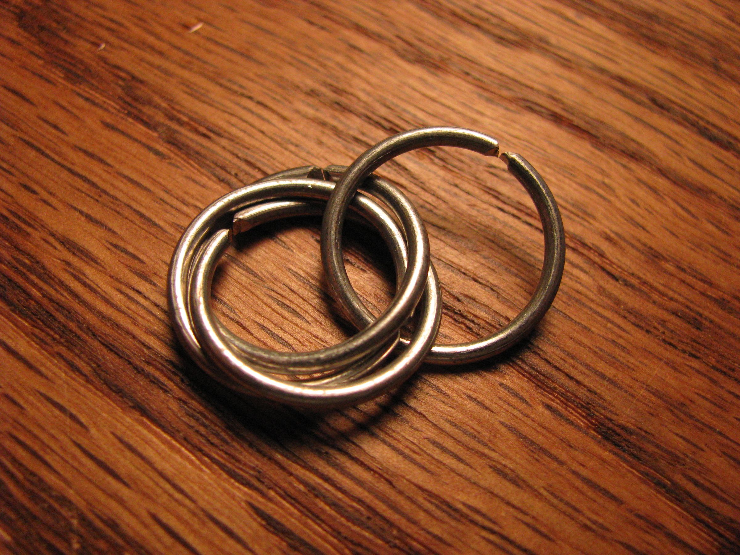 Woven Ring Pendant : 4 Steps (with Pictures) - Instructables