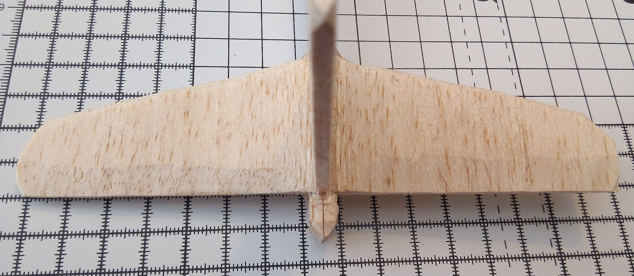 Easy Balsa Glider : 9 Steps (with Pictures) - Instructables