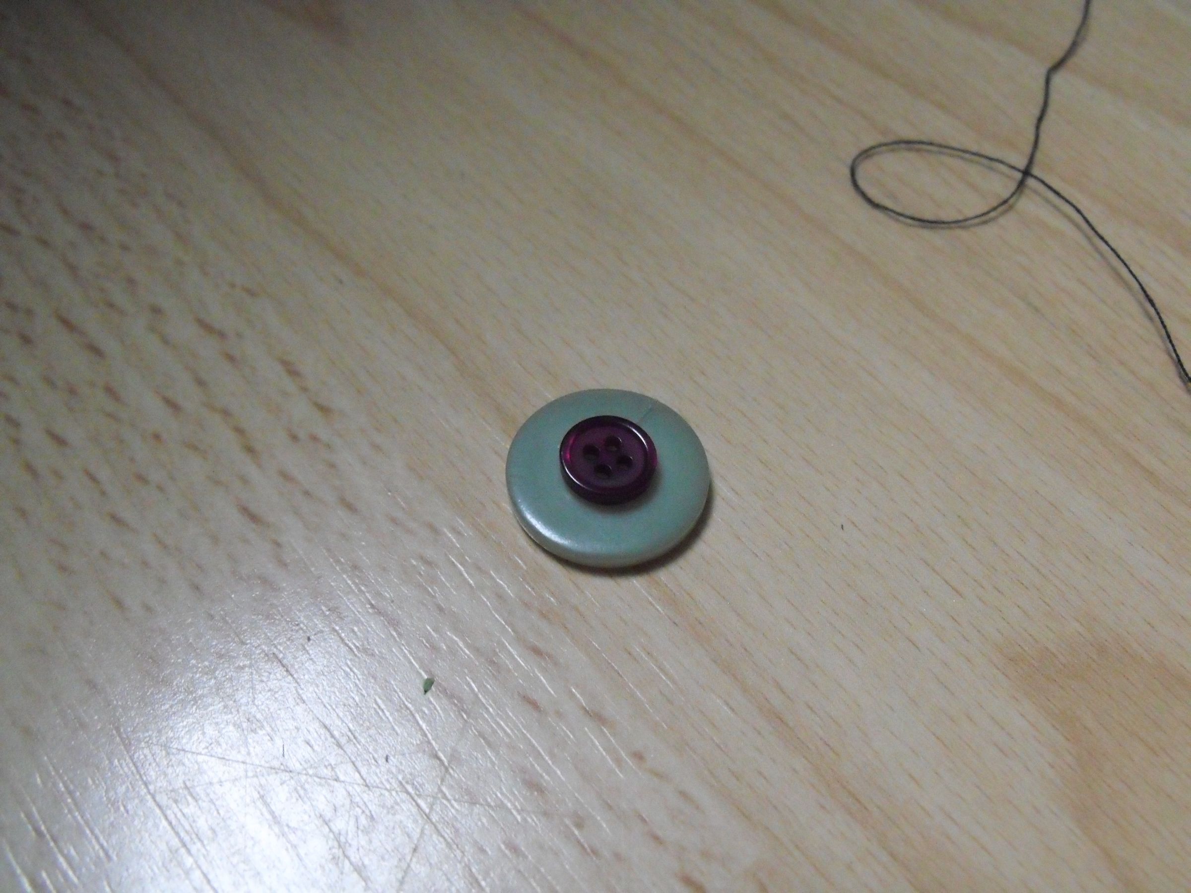 Button Tops (Mini Yo-Yos) - Instructables