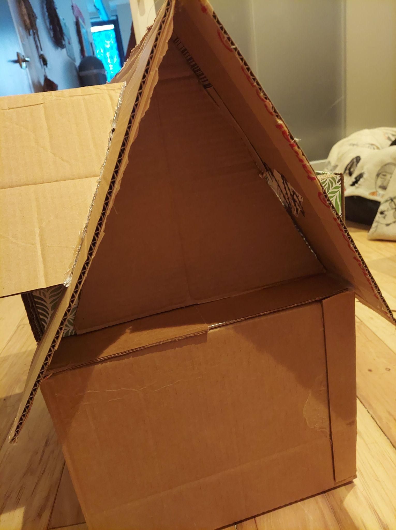 Cardboard Gingerbread Cat House : 12 Steps (with Pictures) - Instructables
