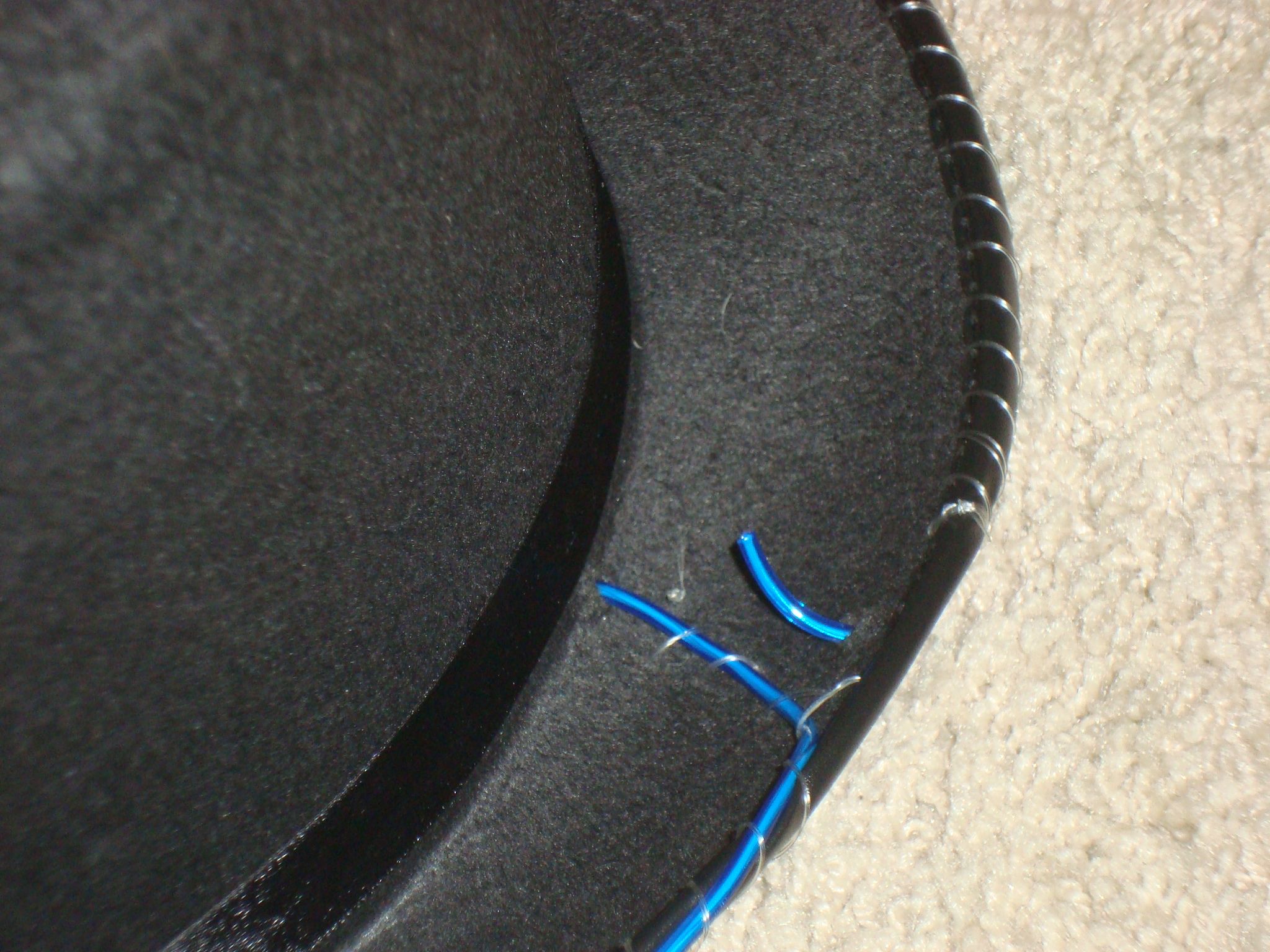 Add EL Wire to a Hat! : 4 Steps - Instructables