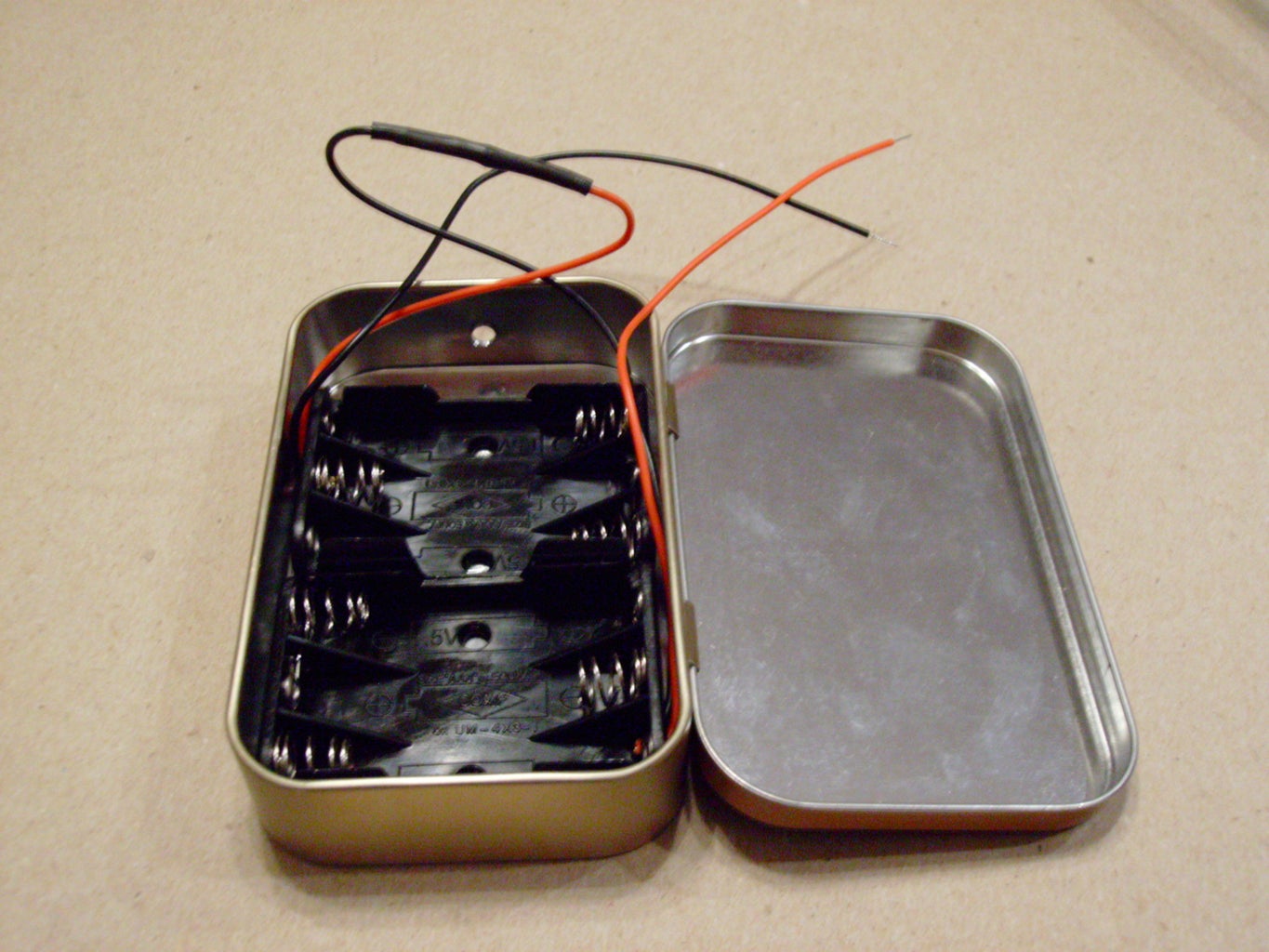 Arduino And Battery Pack In Altoids Tins 17 Steps Instructables