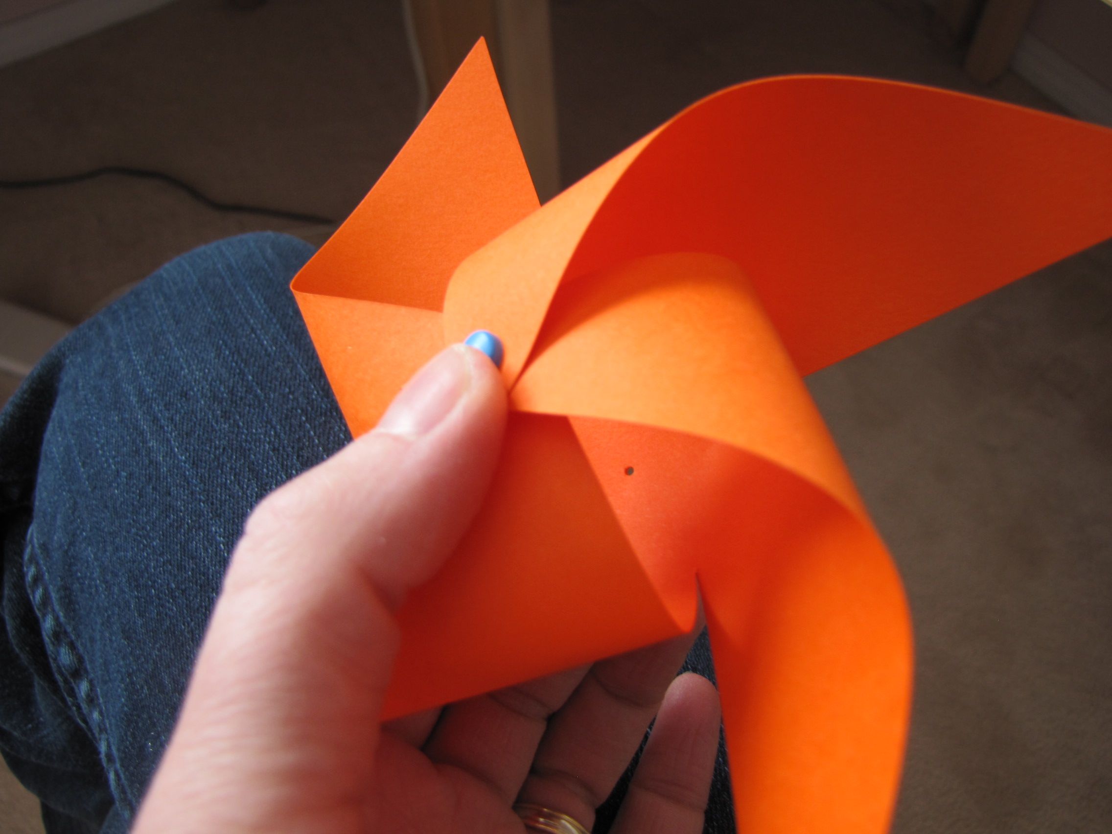 Easy Breezy Pinwheel Light : 6 Steps (with Pictures) - Instructables