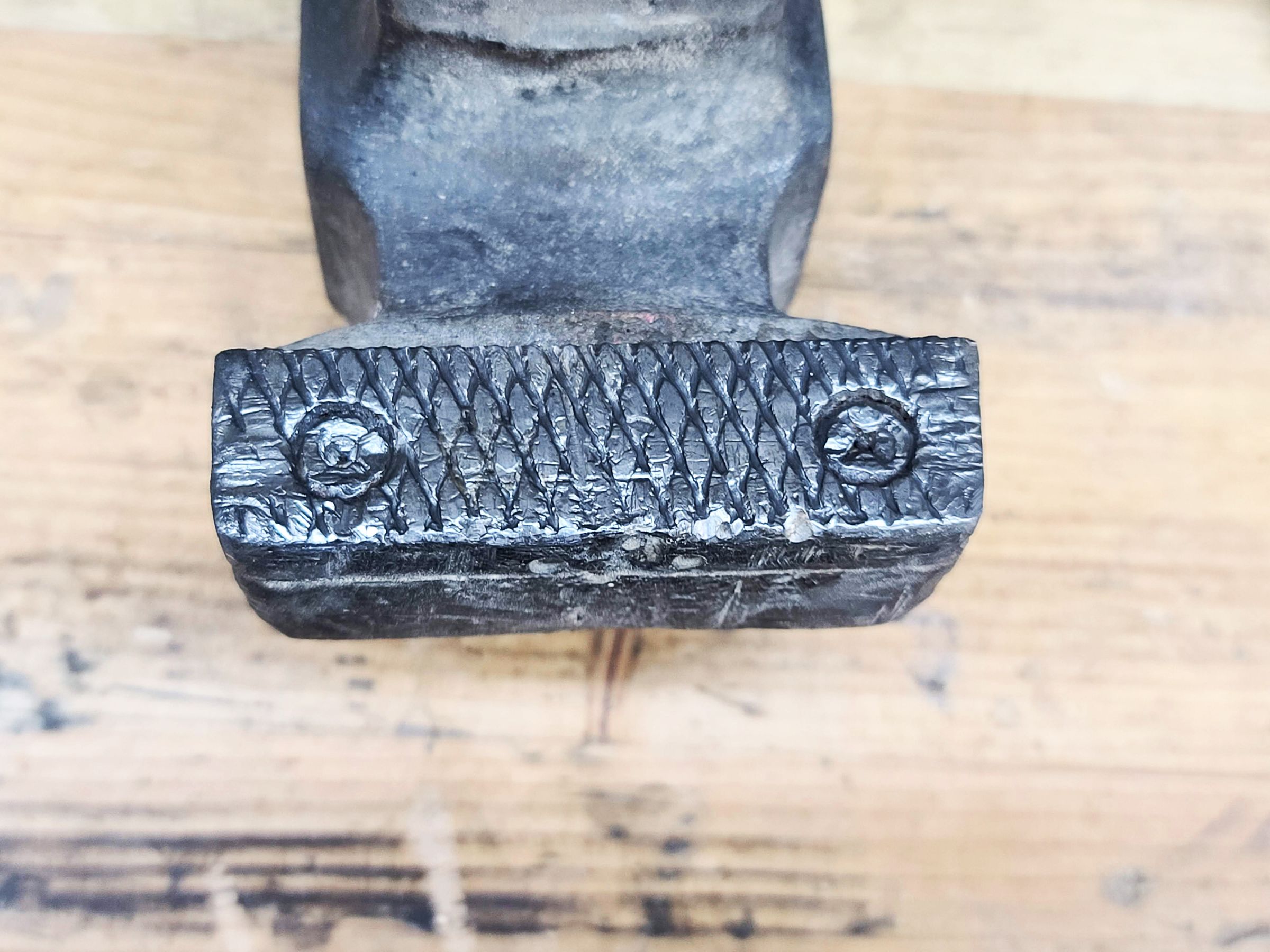 Inexpensive Vise Restoration : 10 Steps (with Pictures) - Instructables