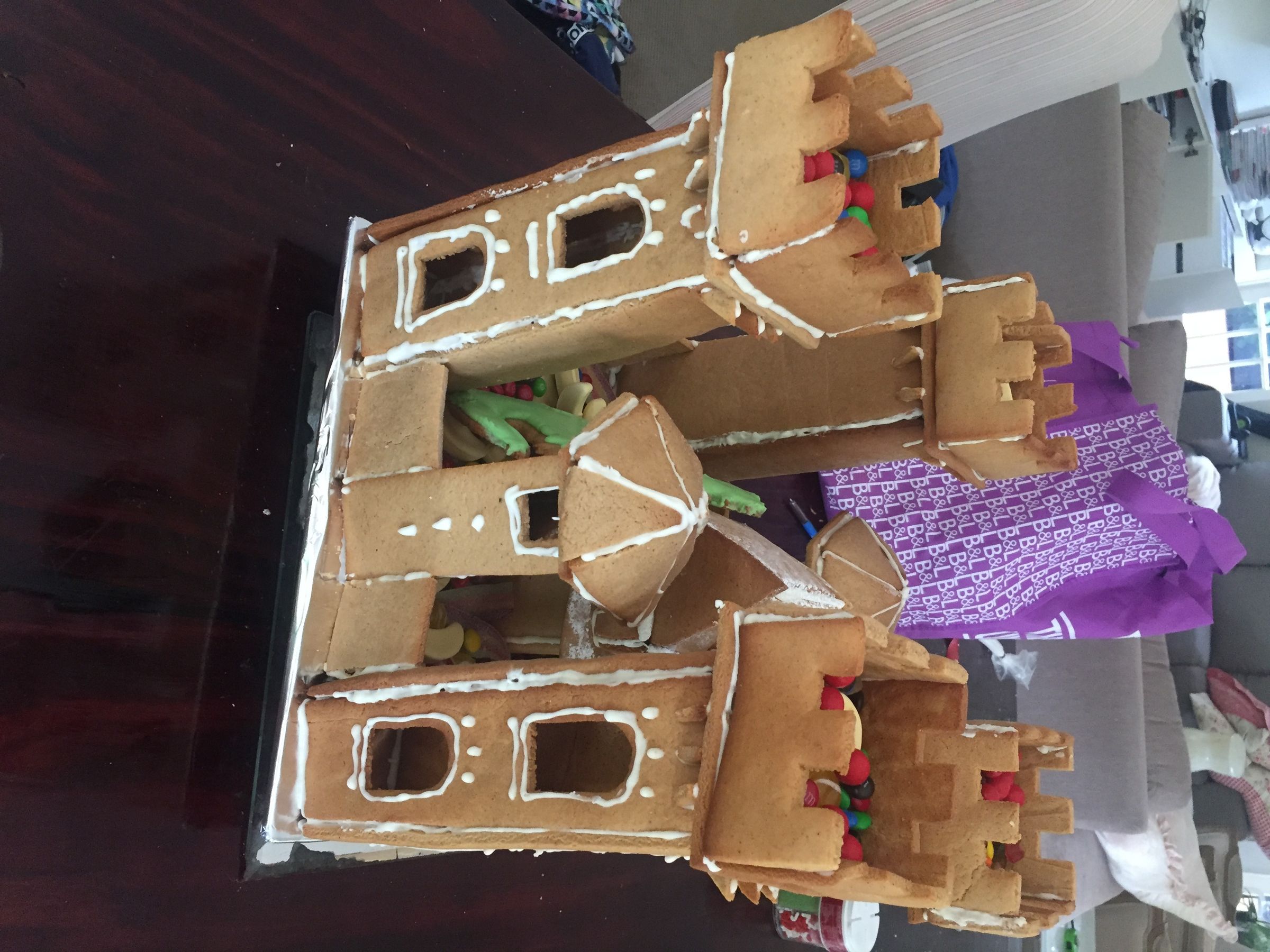 Gingerbread Castle : 6 Steps (with Pictures) - Instructables