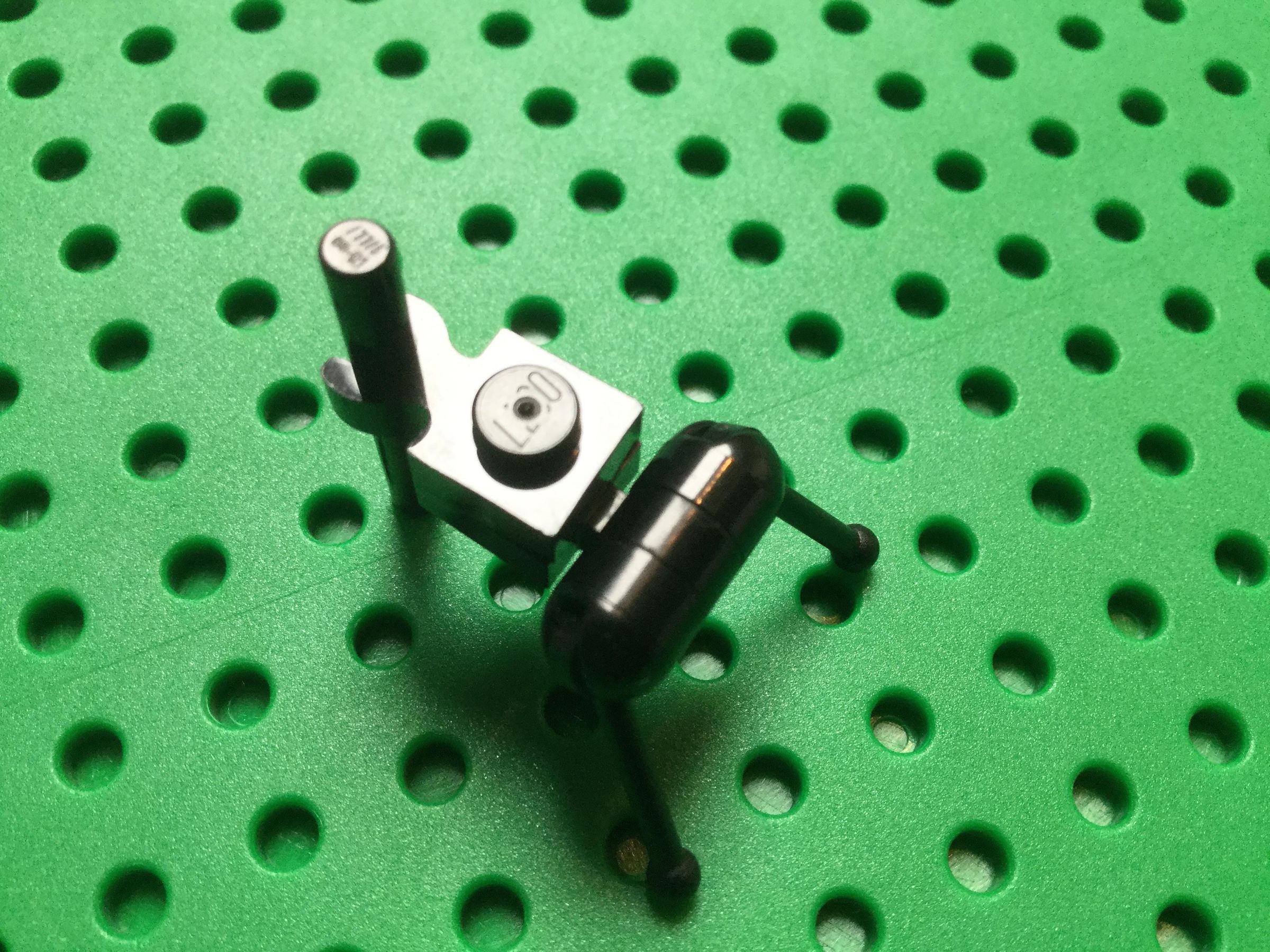 Lego Portal - Defective Turret Type 2 : 3 Steps - Instructables