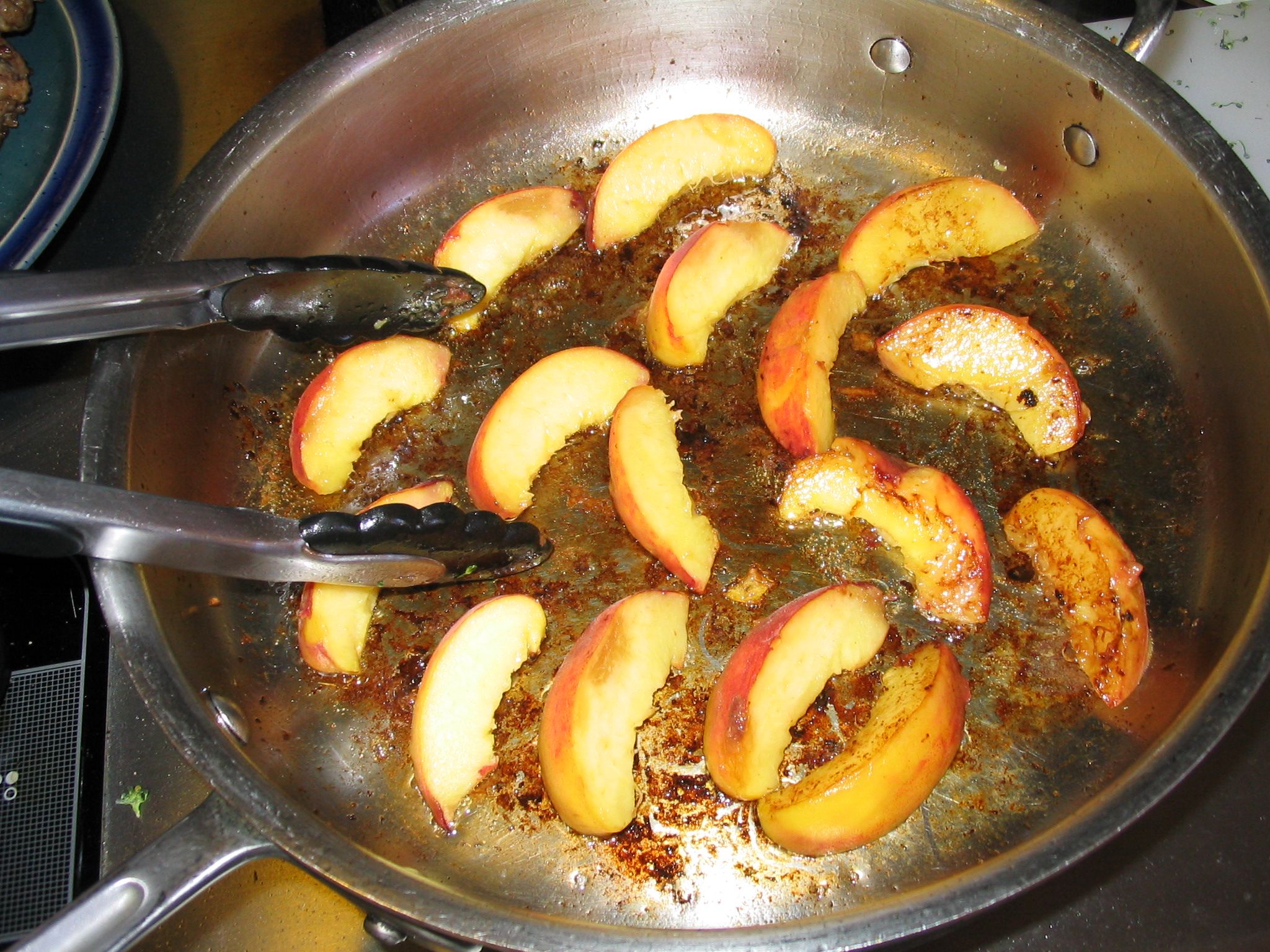 Peaches and Sausage : 4 Steps (with Pictures) - Instructables