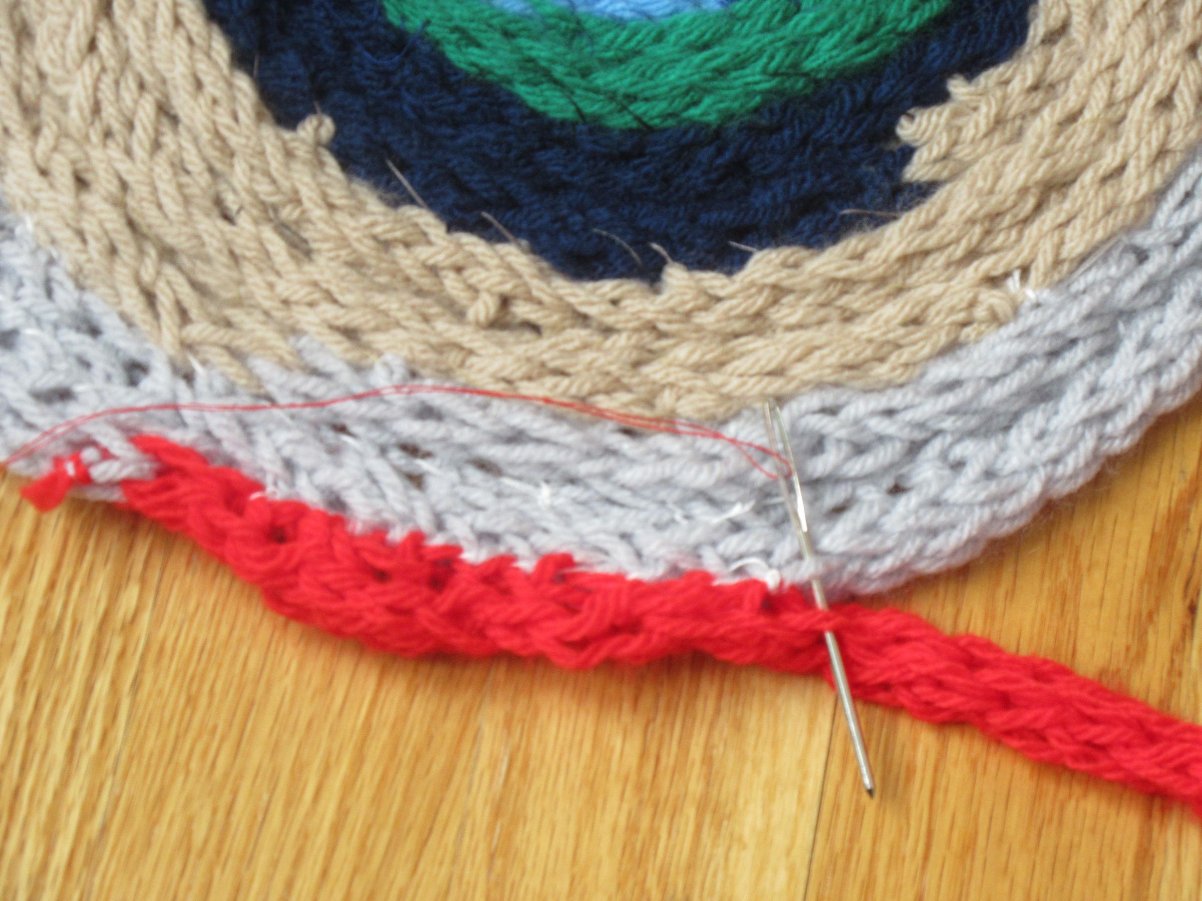 How to Make Your Own French Knitted Rug : 9 Steps (with Pictures ...