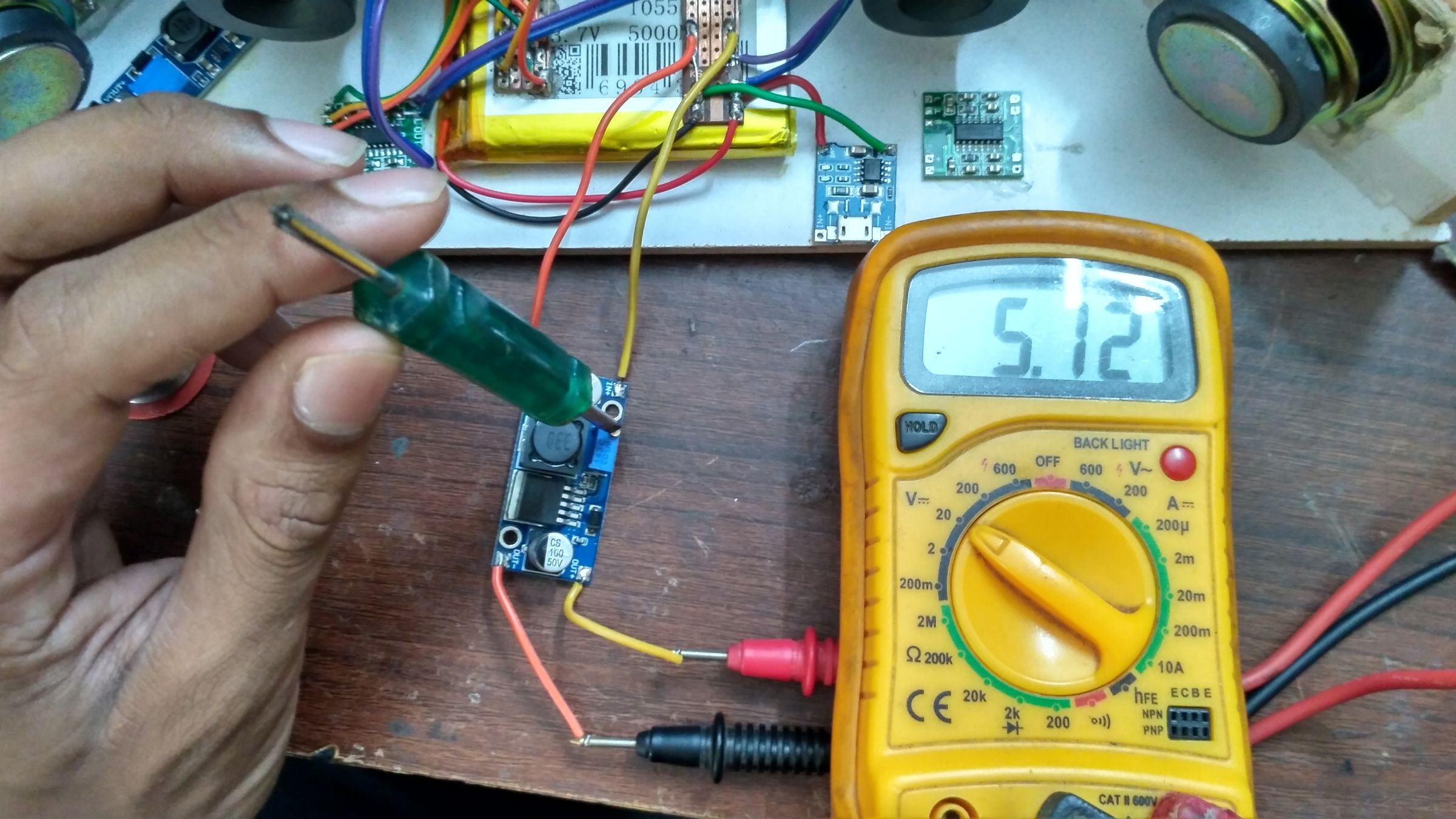 Hand Built Full Range Portable Bluetooth Speaker : 20 Steps (with ...