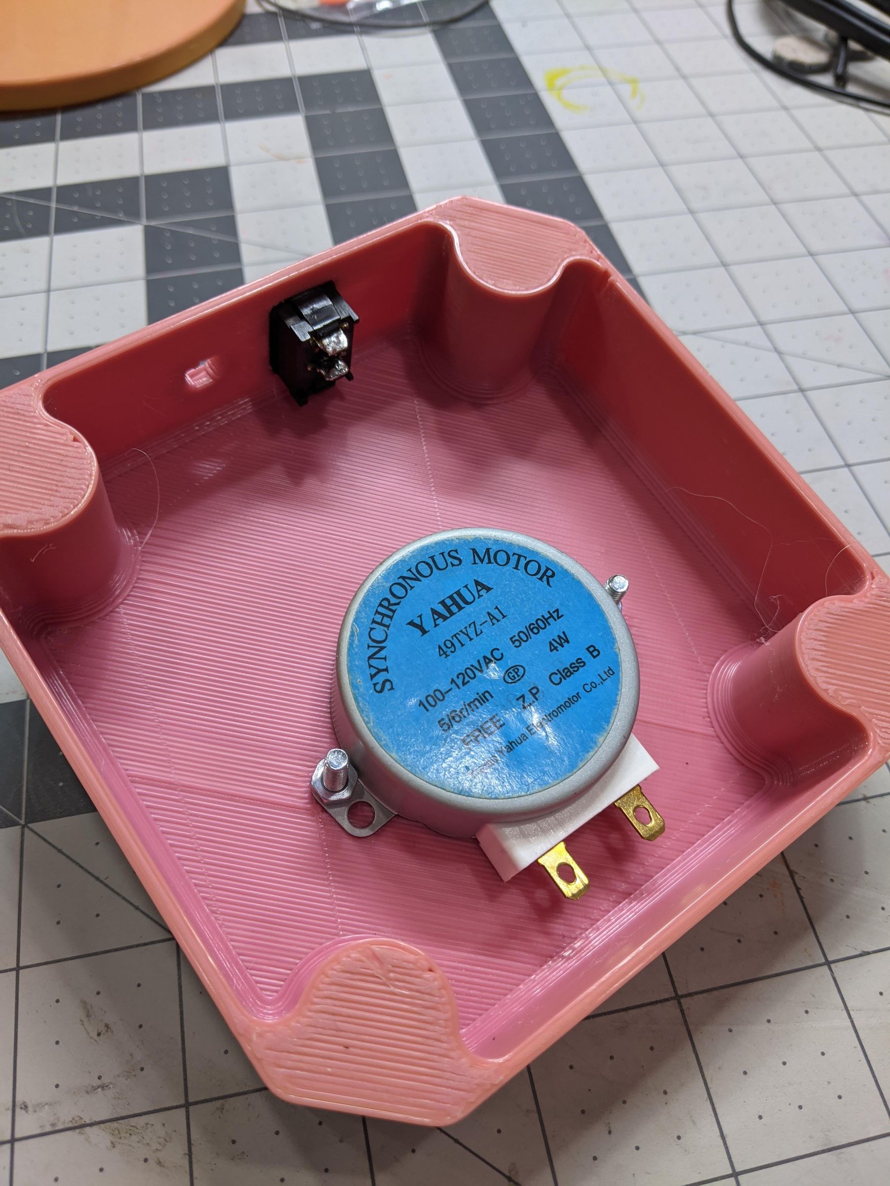 DIY Motorized Turntable : 6 Steps - Instructables