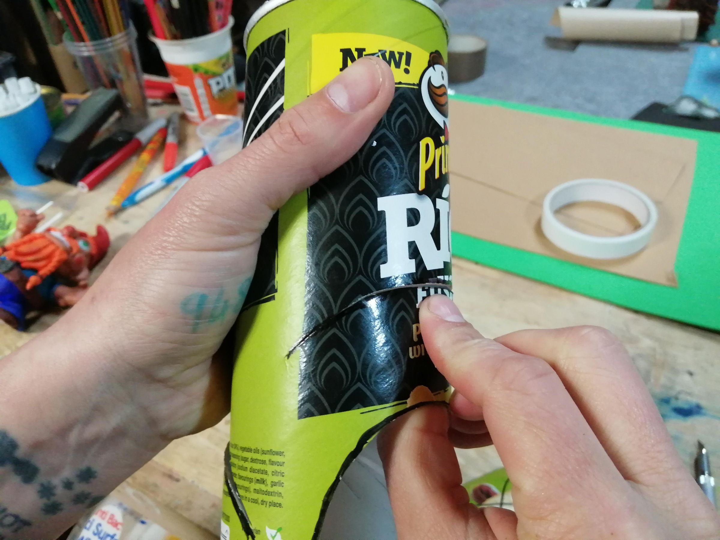 Pringles Tube Dice Tower : 9 Steps (with Pictures) - Instructables