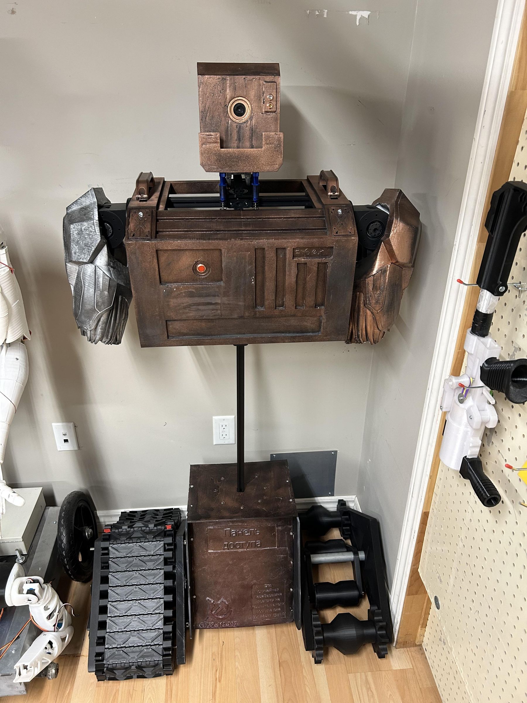 E-GOR the Retro Robot : 7 Steps (with Pictures) - Instructables