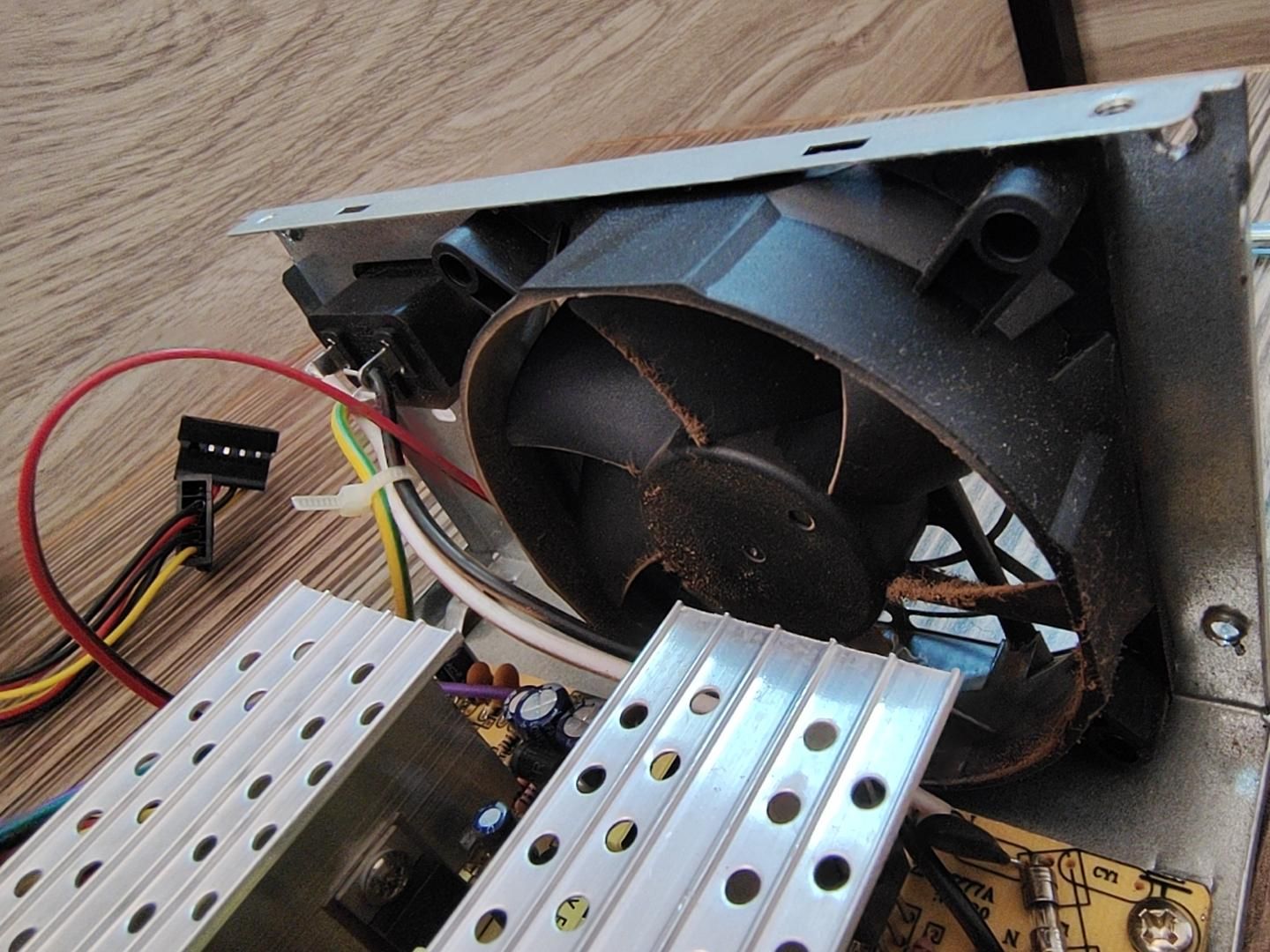 DIY Bench Power Supply Using Old CPU : 9 Steps (with Pictures ...