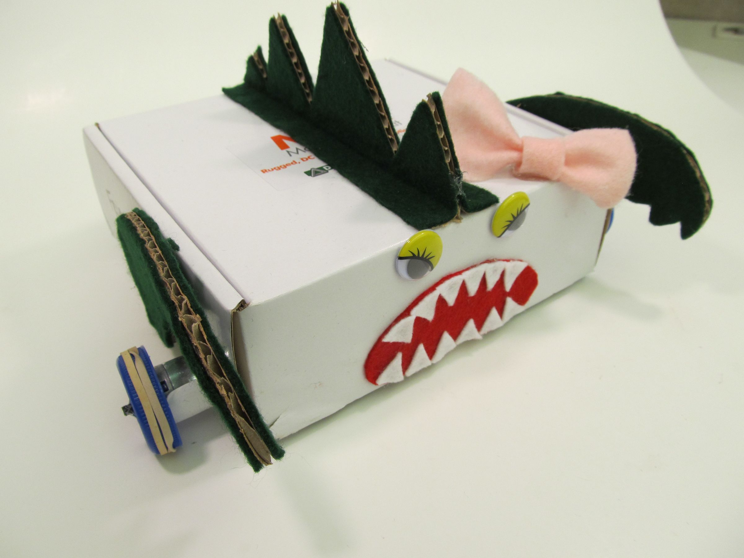 Cardboard Chassis for Cheap Robots 1: Boxbot : 10 Steps (with Pictures ...