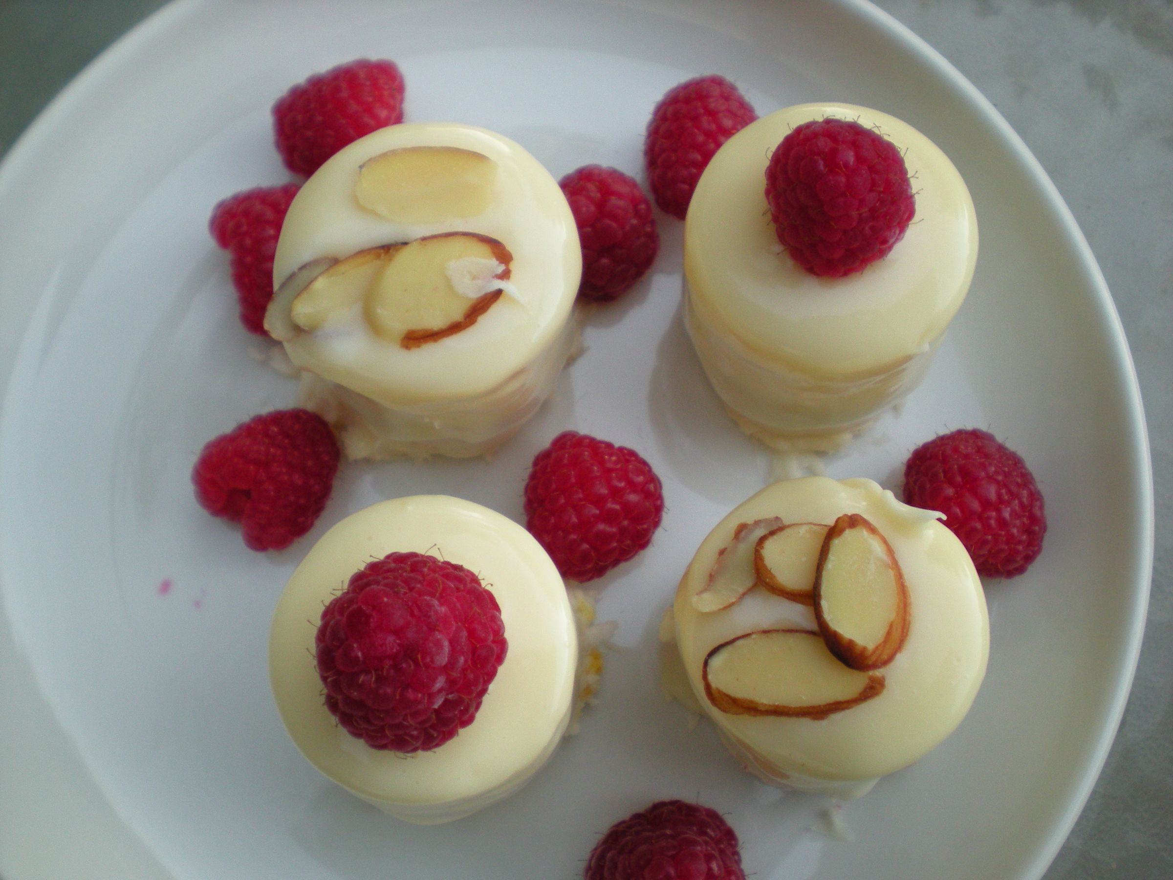 Petit Fours : 6 Steps (with Pictures) - Instructables