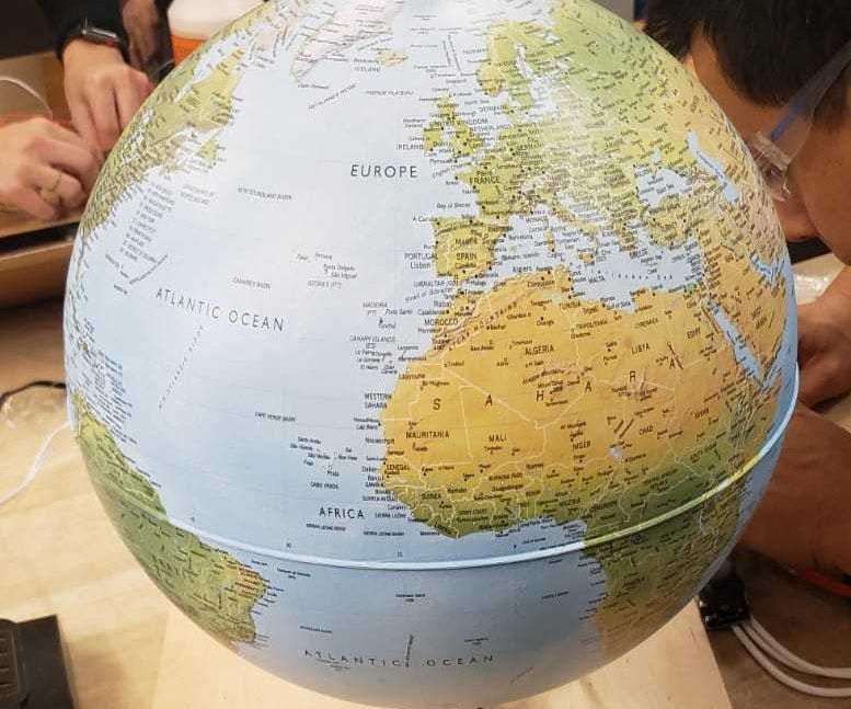 Around the World (Smart Globe) : 5 Steps - Instructables