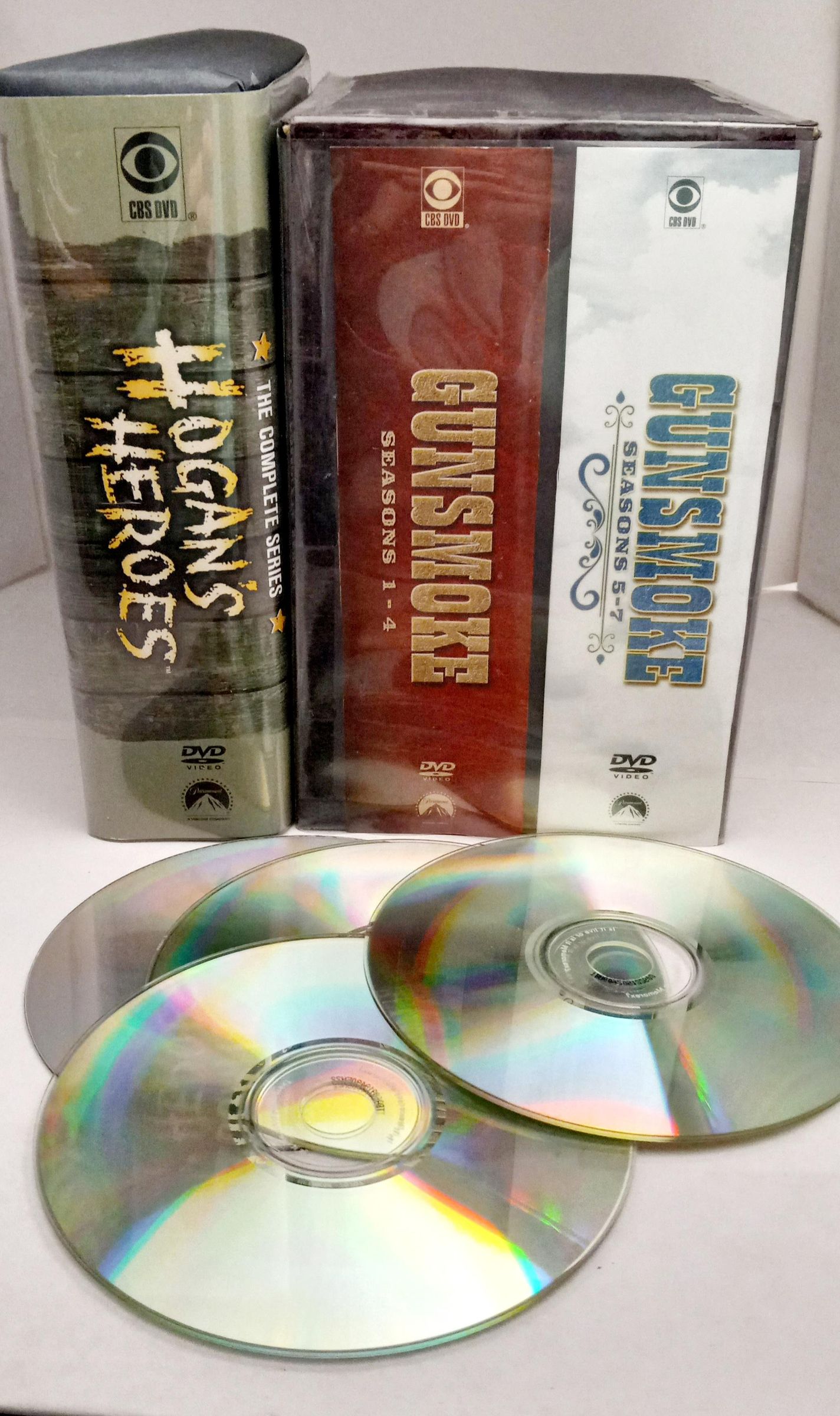 Safe Way to Store DVD TV Series : 8 Steps (with Pictures) - Instructables