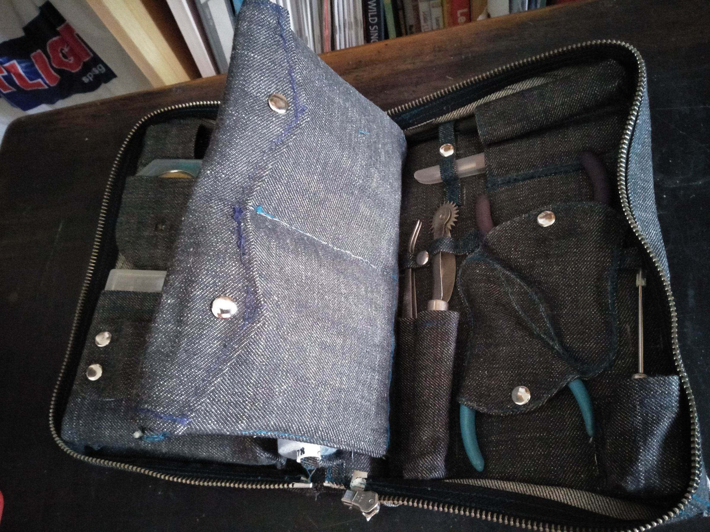 Up-cycled Sewing Kit & Tools Storage Case : 16 Steps (with Pictures ...