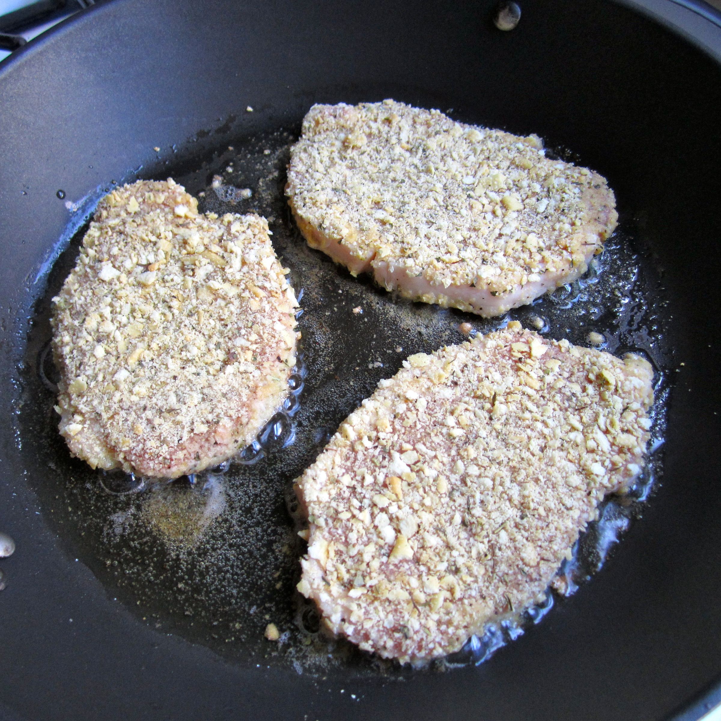 Fried Pork Chops : 5 Steps (with Pictures) - Instructables