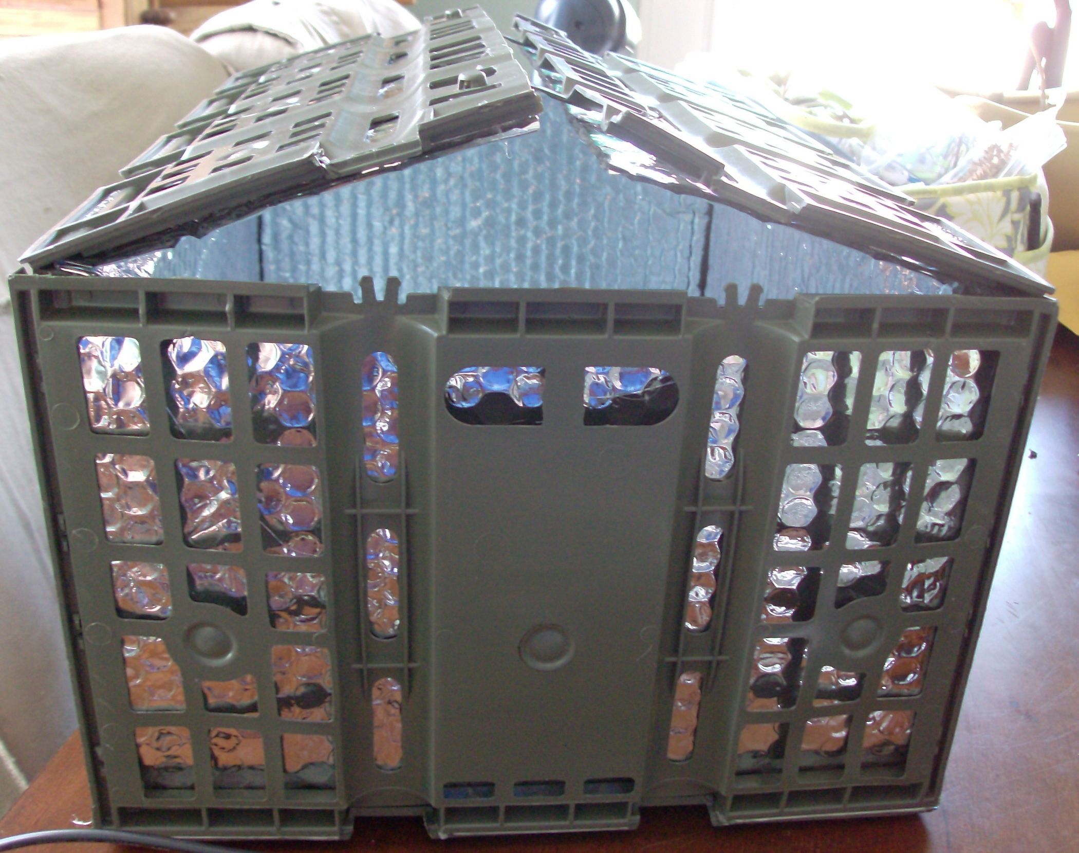 How to Upcycle a Crate Using Silver Bubble Wrap : 6 Steps (with ...