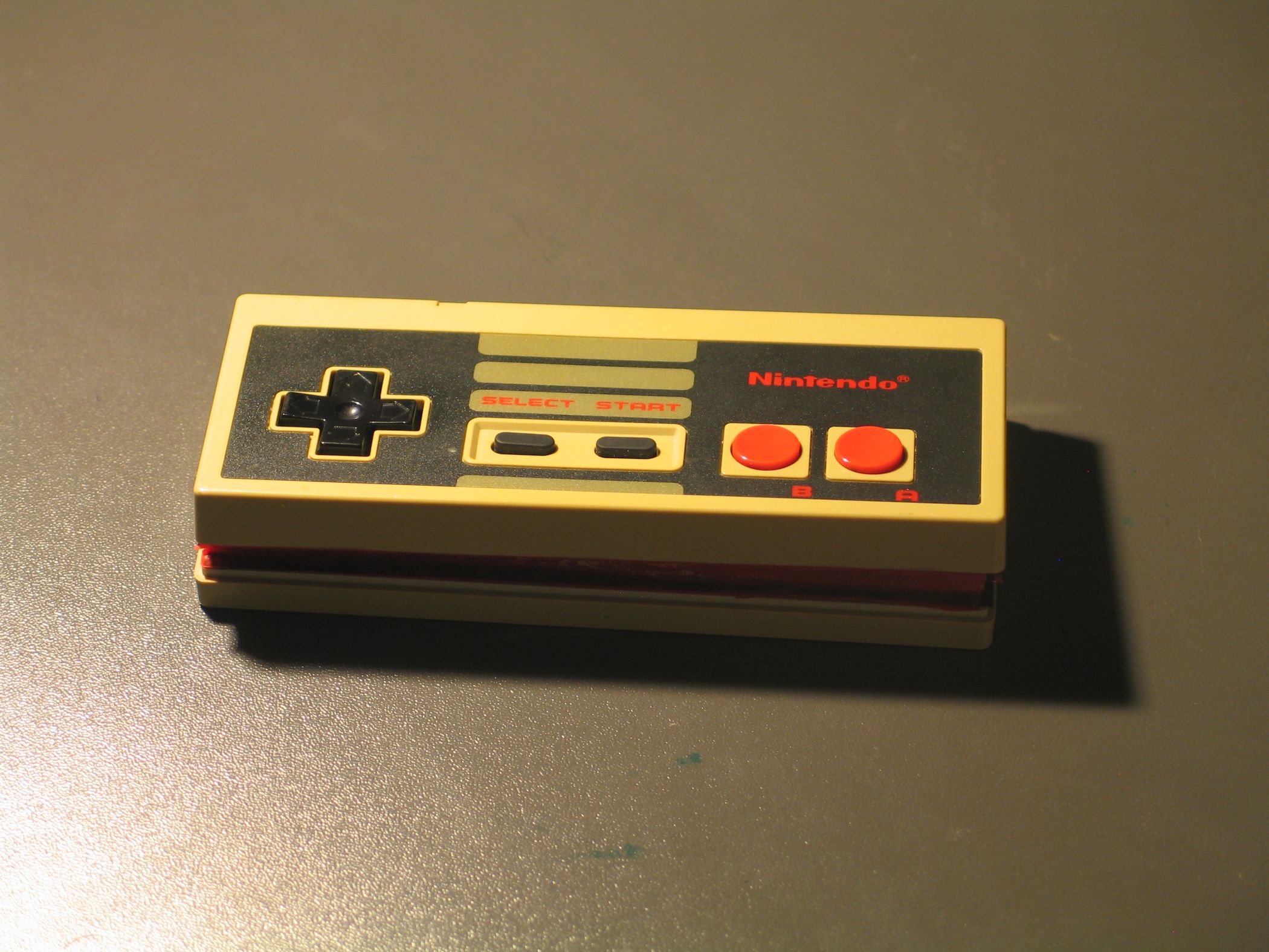 NES Controller Wallet : 9 Steps - Instructables