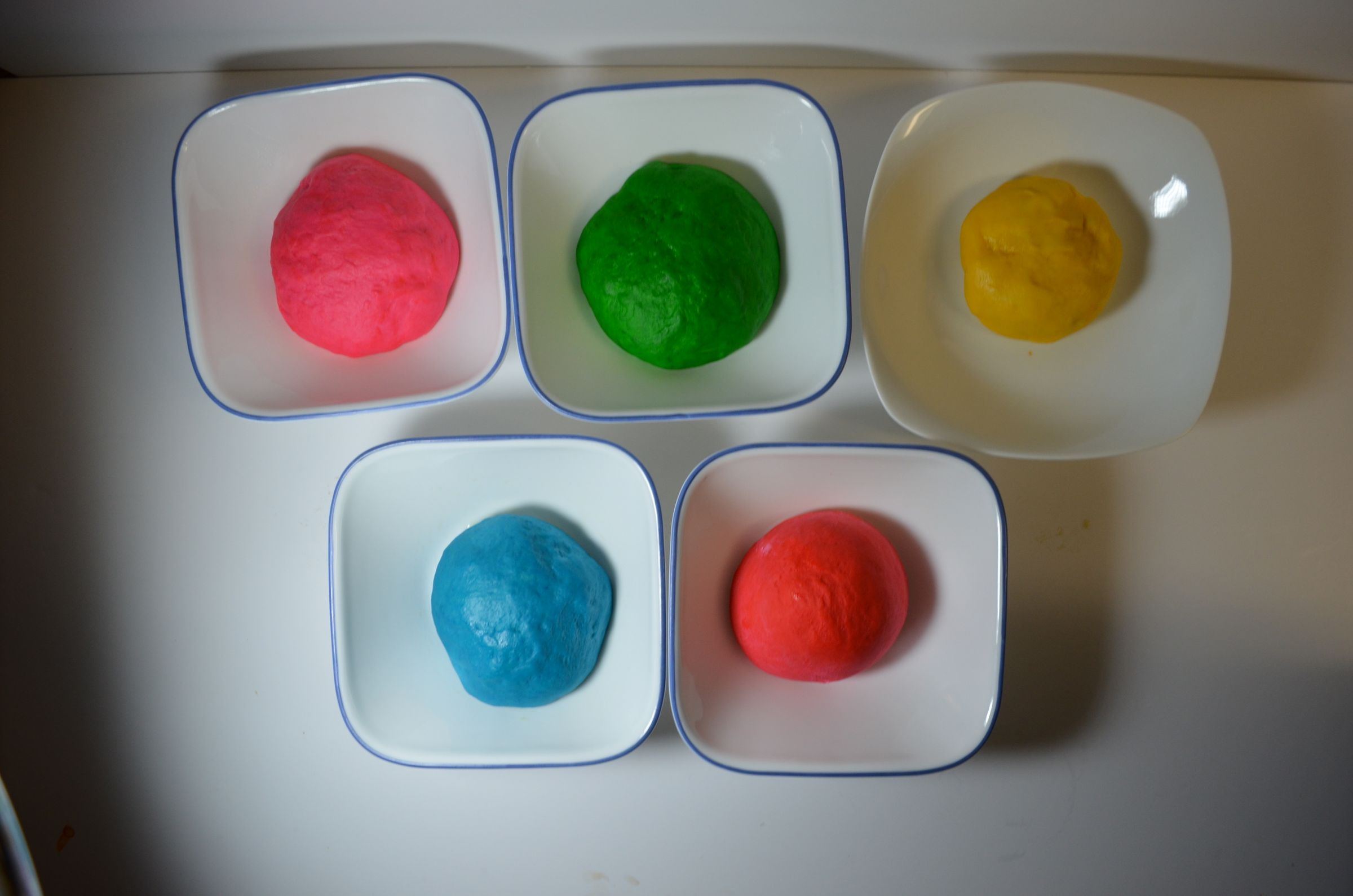 Pac-Man & "Tie Dye" Bread! : 7 Steps (with Pictures) - Instructables