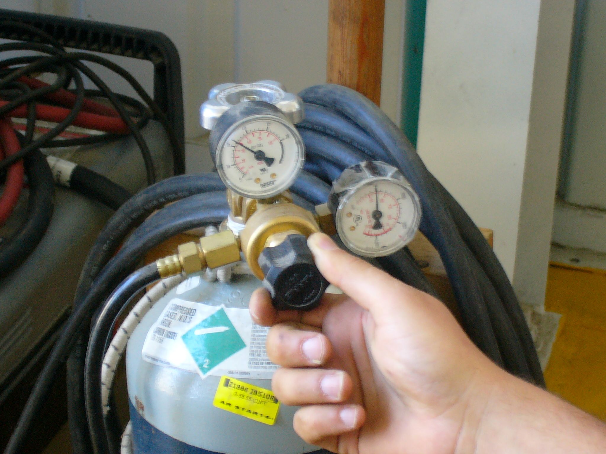 How to Weld - MIG Welding : 11 Steps (with Pictures) - Instructables