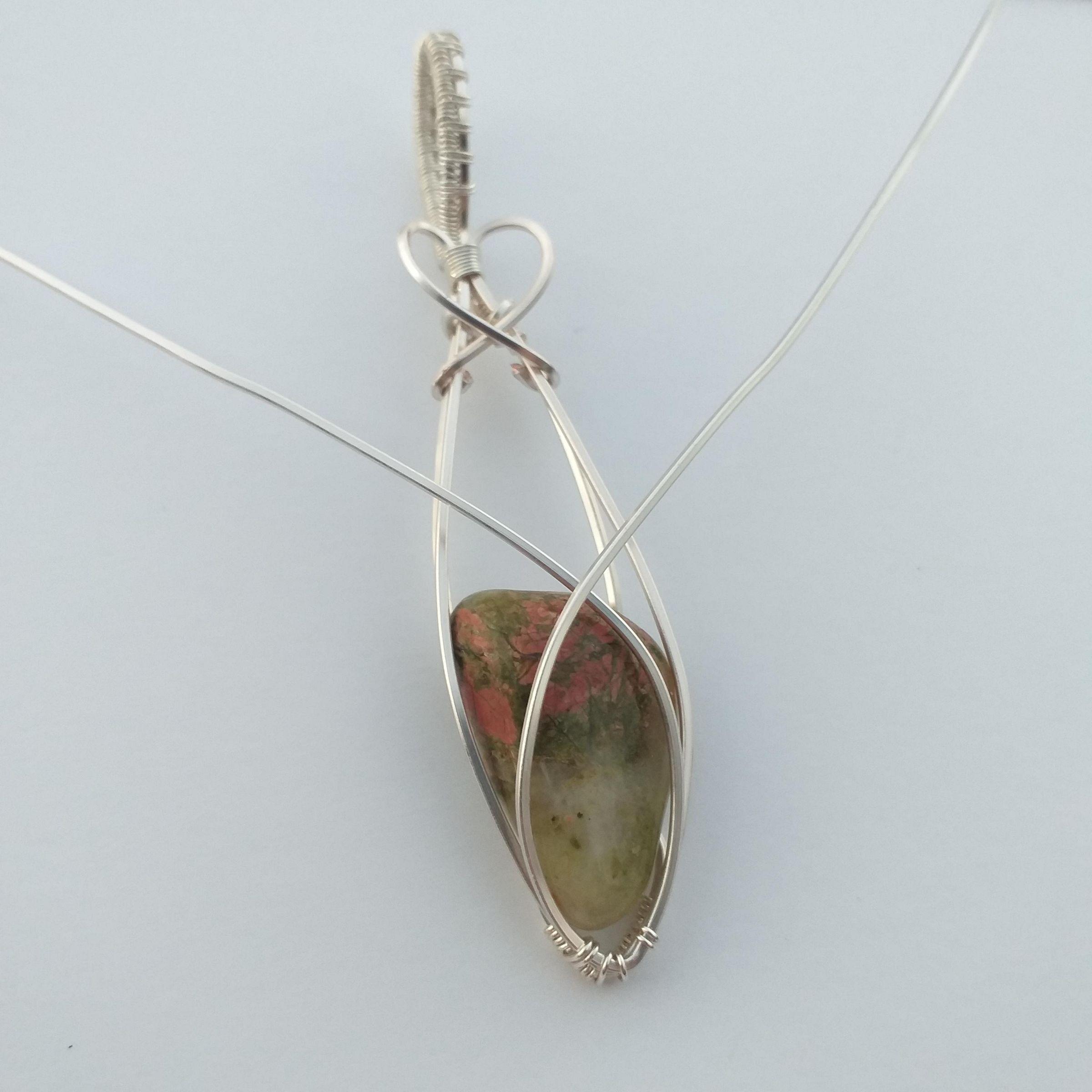 How to Wire Wrap Irregular Stones : 10 Steps (with Pictures ...