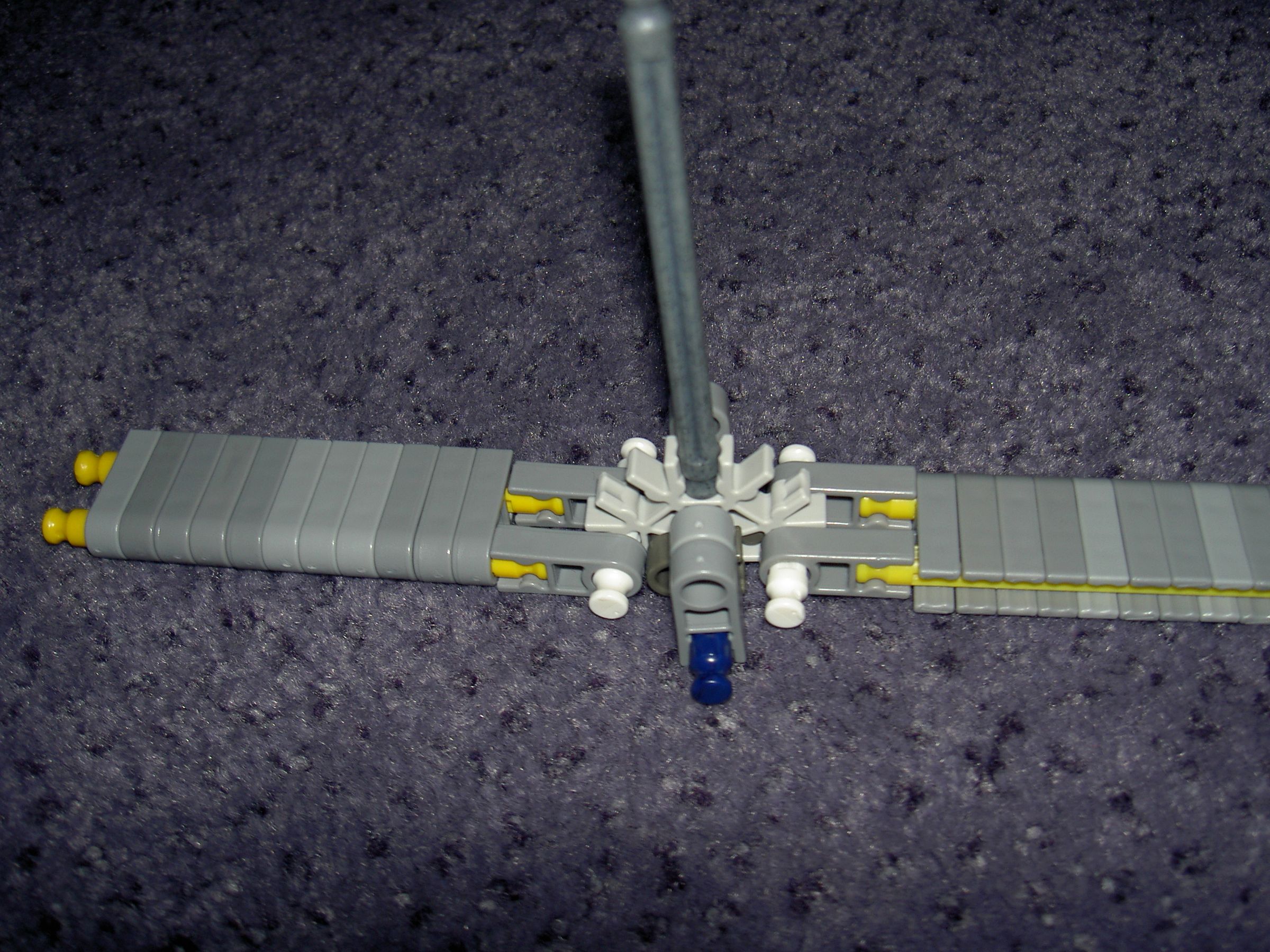 Working Butter Fly Knex Knife : 3 Steps - Instructables