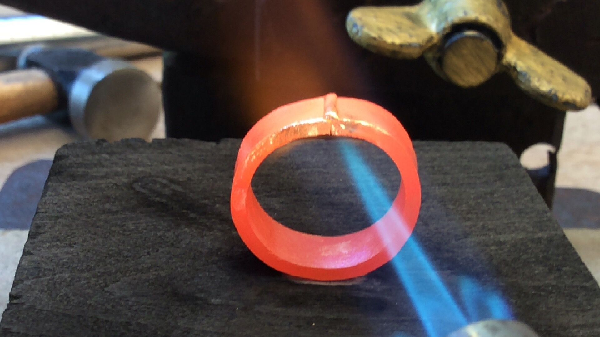 Pure Gold Wedding Ring : 7 Steps (with Pictures) - Instructables