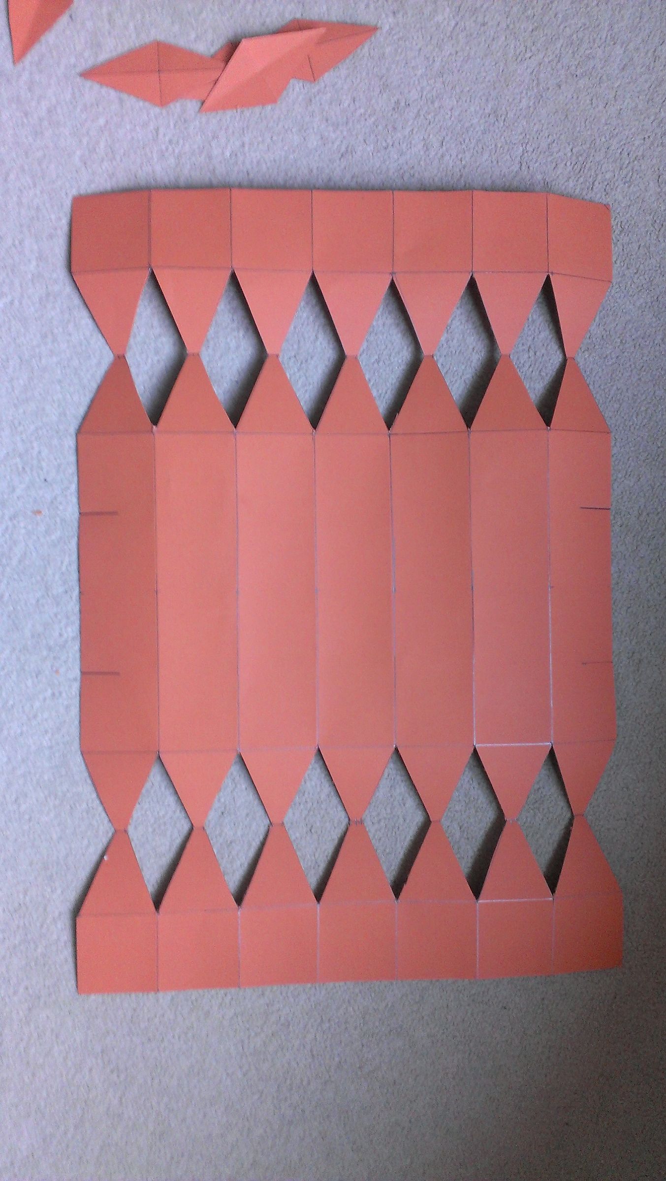 Giant Christmas Cracker : 9 Steps - Instructables