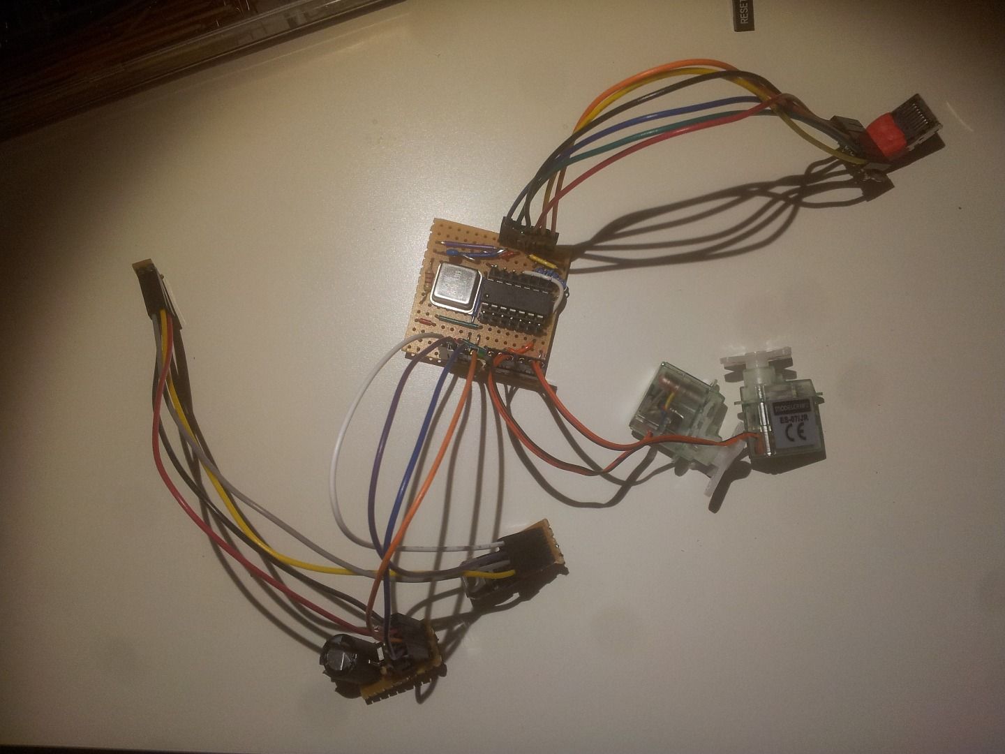 IR Tracking Turret With PIC and C : 9 Steps - Instructables