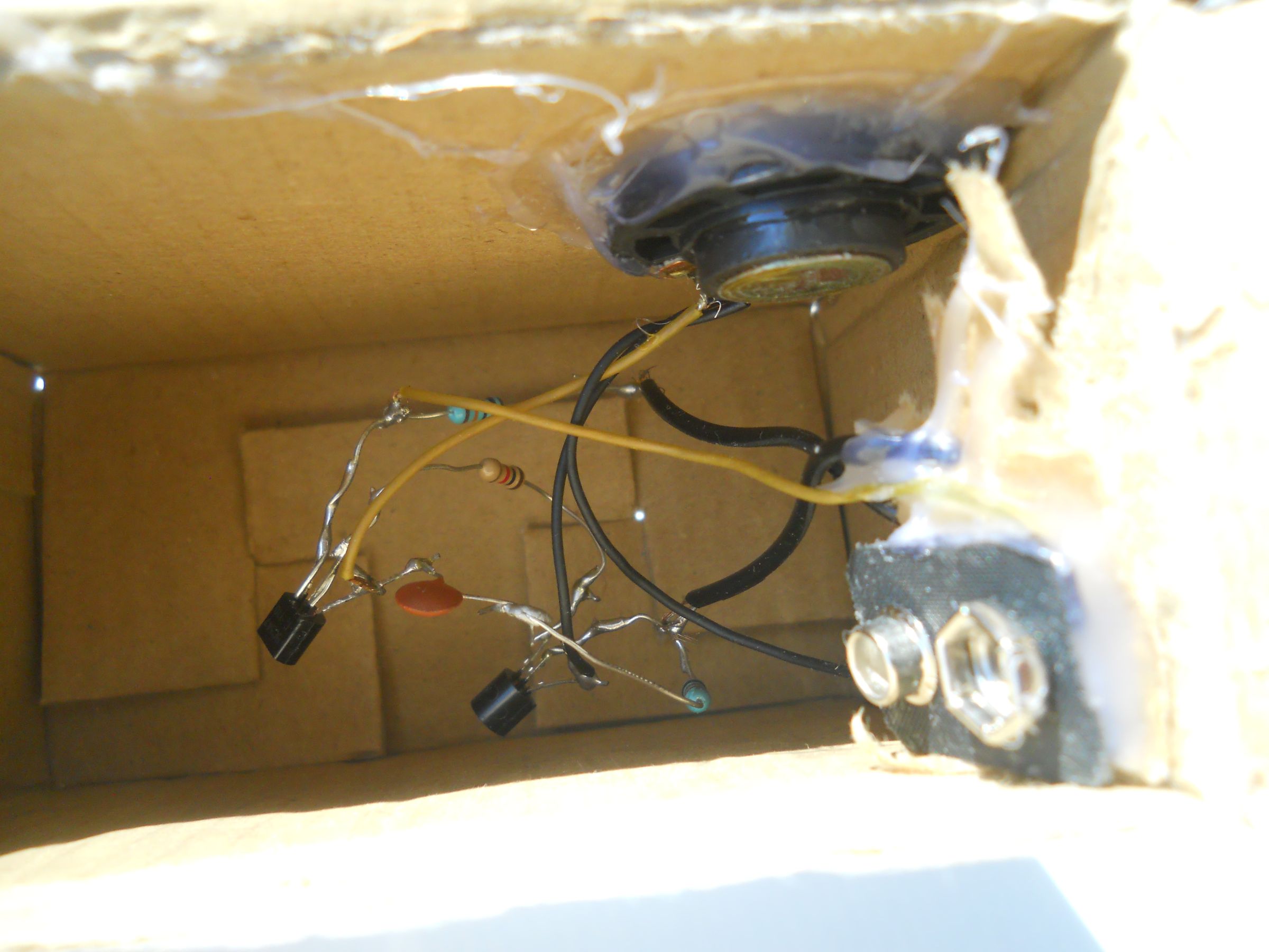 Simple Lie Detector (from Solid Components) : 4 Steps (with Pictures ...