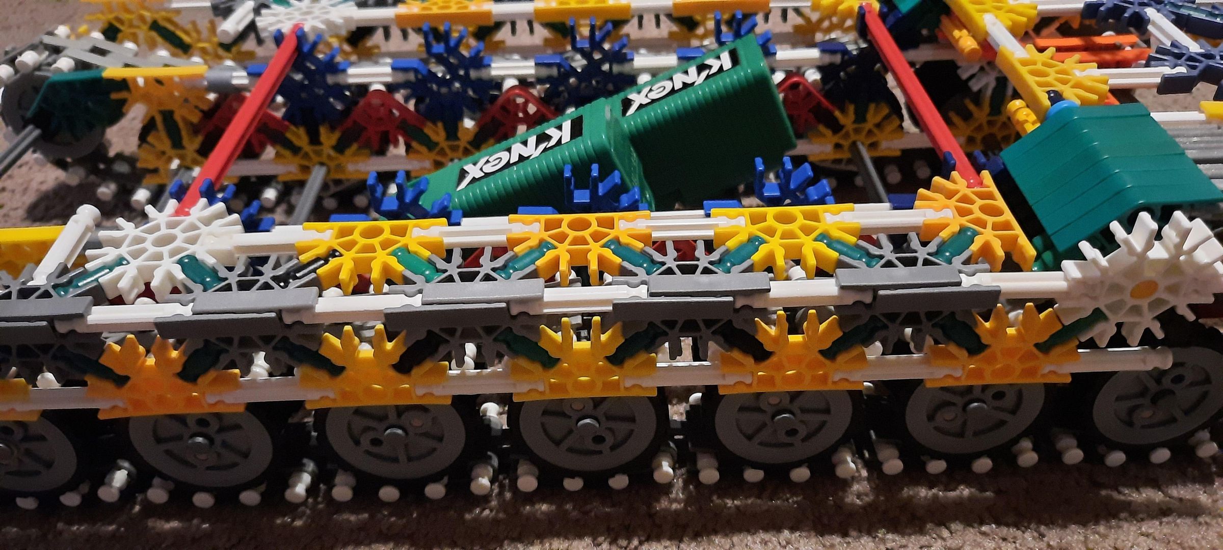 K'nex Tank M1 Abrams : 5 Steps - Instructables