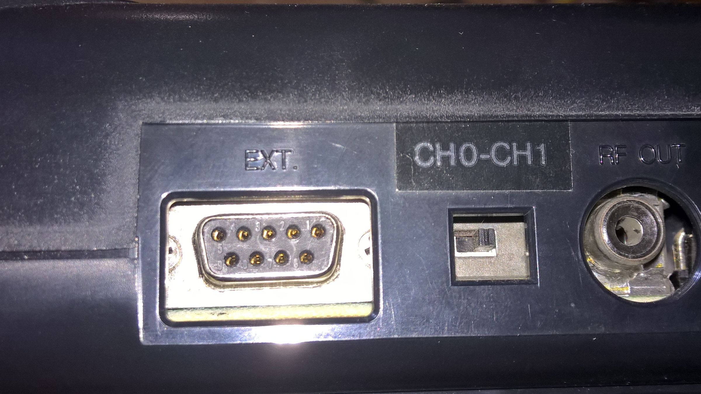 Mega Drive (Genesis) AV Output Mod Using EXT Port : 5 Steps (with ...