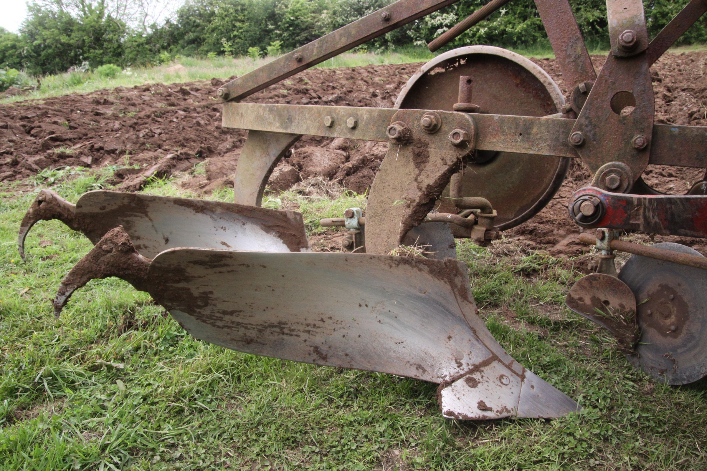 How to Plough or Plow a Field - Basic Instructions : 8 Steps (with ...