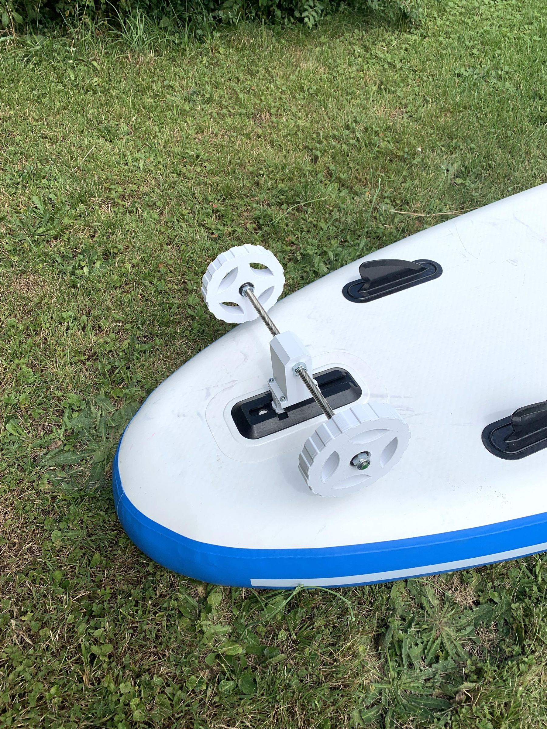 SUP Fin Slide-in Trolley : 3 Steps - Instructables