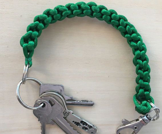 A Braid for Keys : 4 Steps (with Pictures) - Instructables