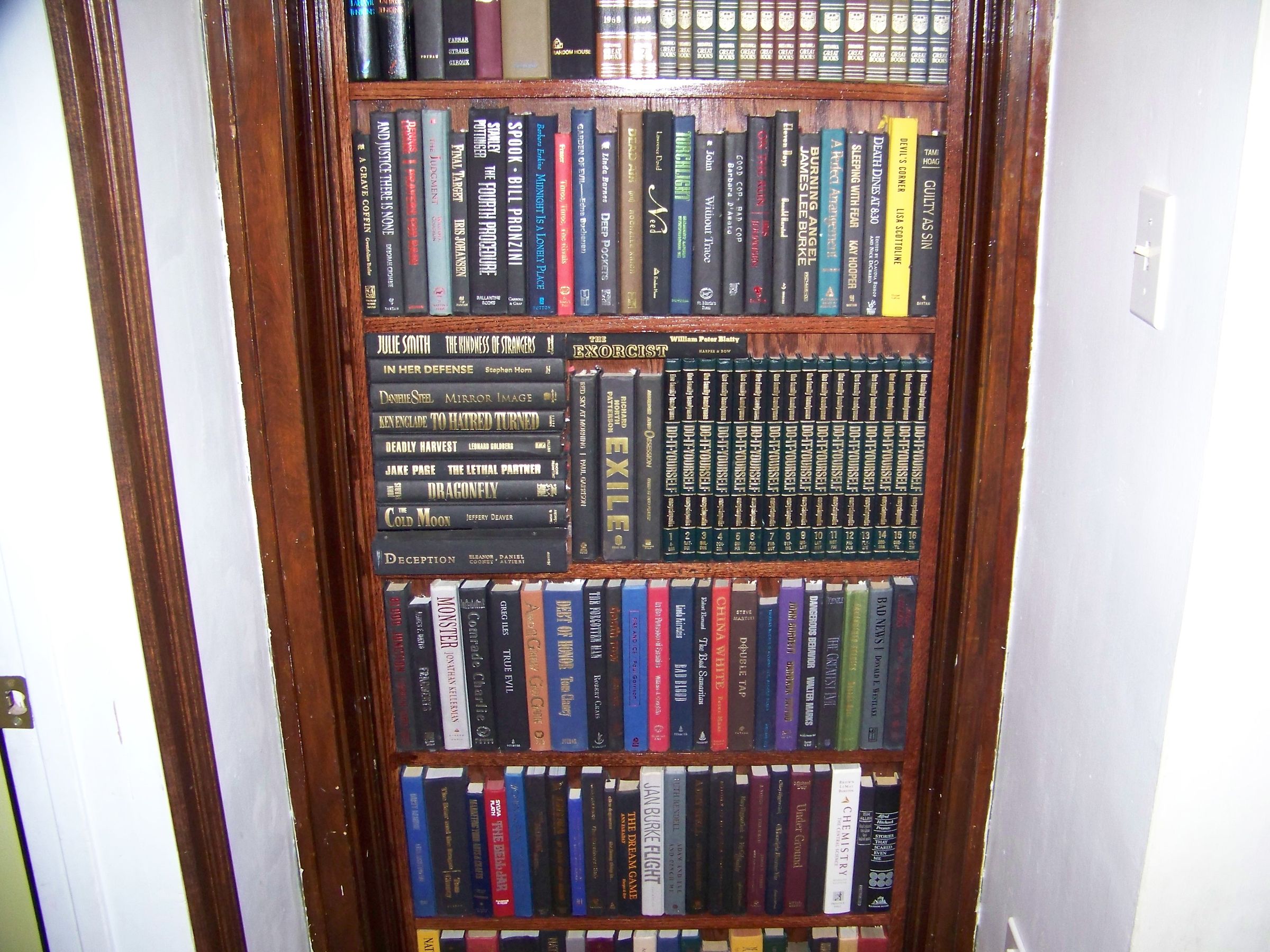 BOOKCASE DOOR THAT REPLACES YOUR DOOR. : 7 Steps (with Pictures ...