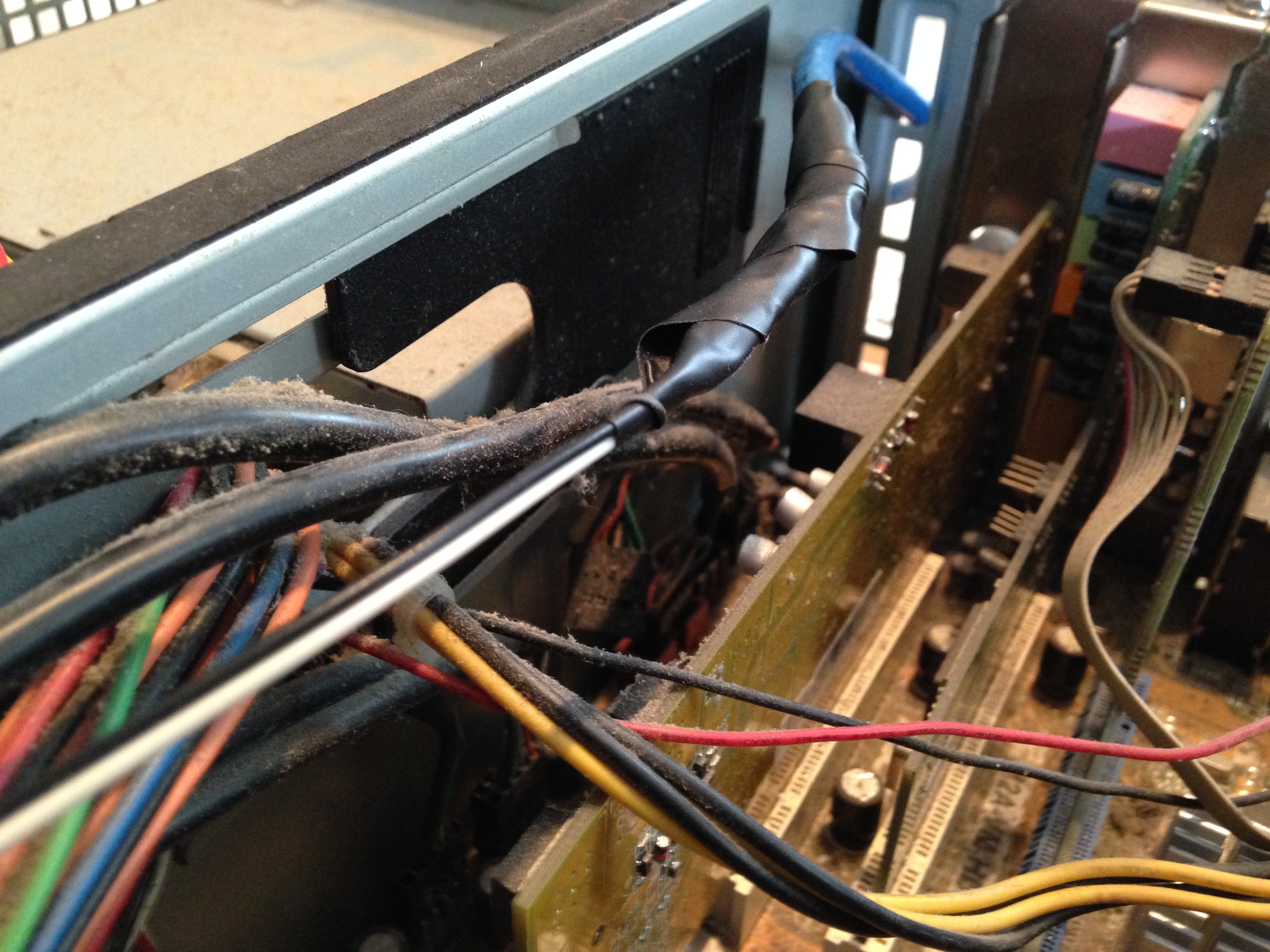 Kitchen Pantry Computer (Hidden) : 9 Steps (with Pictures) - Instructables